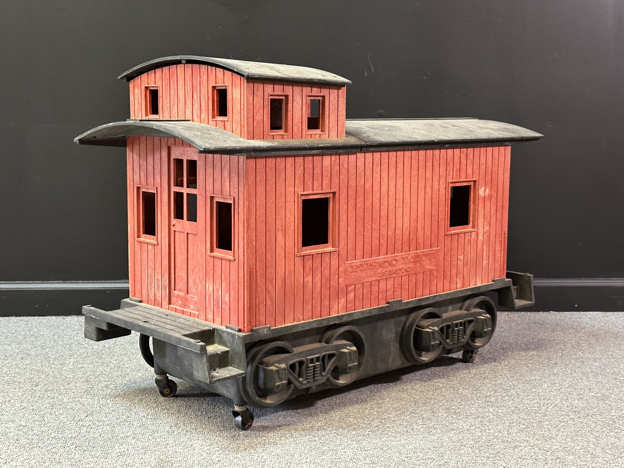 Vintage Fesco Line Caboose Toy Box #1599199 | Auctionninja.com
