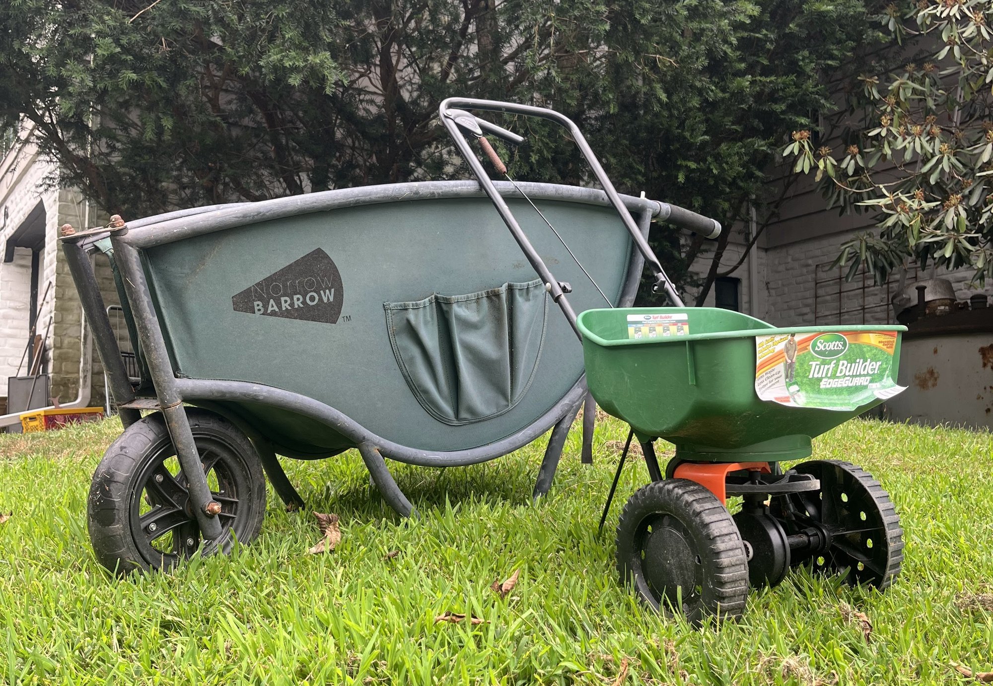 Scotts Turf Builder Lawn Spreader And Narrow Barrow Plastic Canvas ...