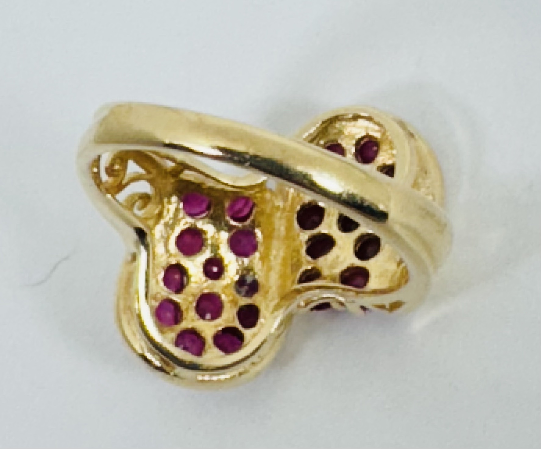 PRETTY 10K GOLD RUBY RING #2100645 | Auctionninja.com