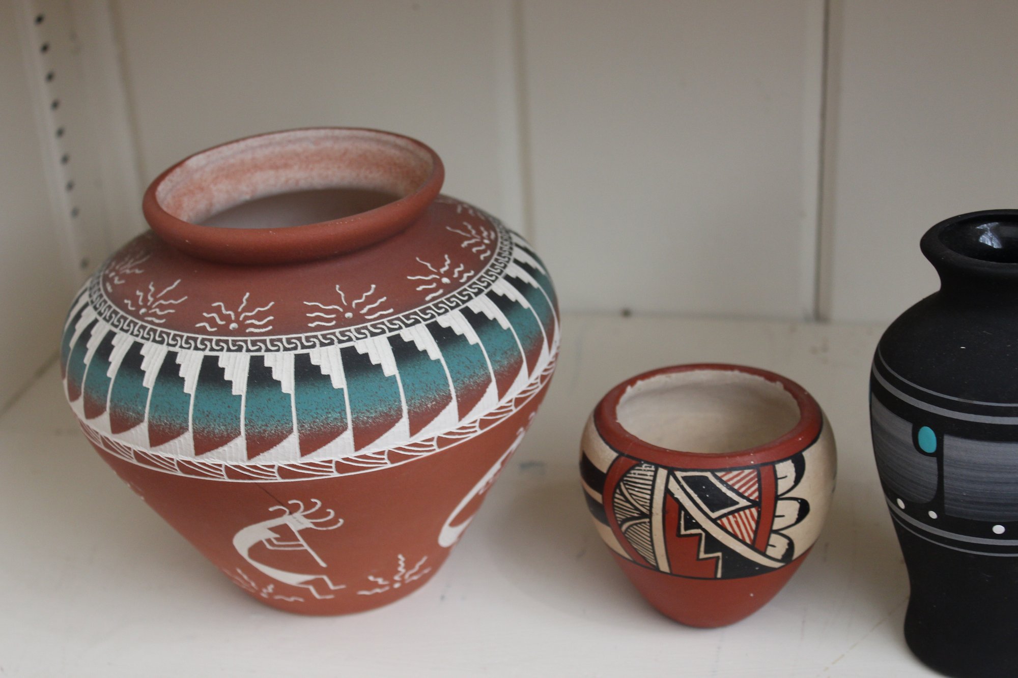 4 Handmade Pottery, Native American, Signed 3 To 6 In Tall #1943591 ...