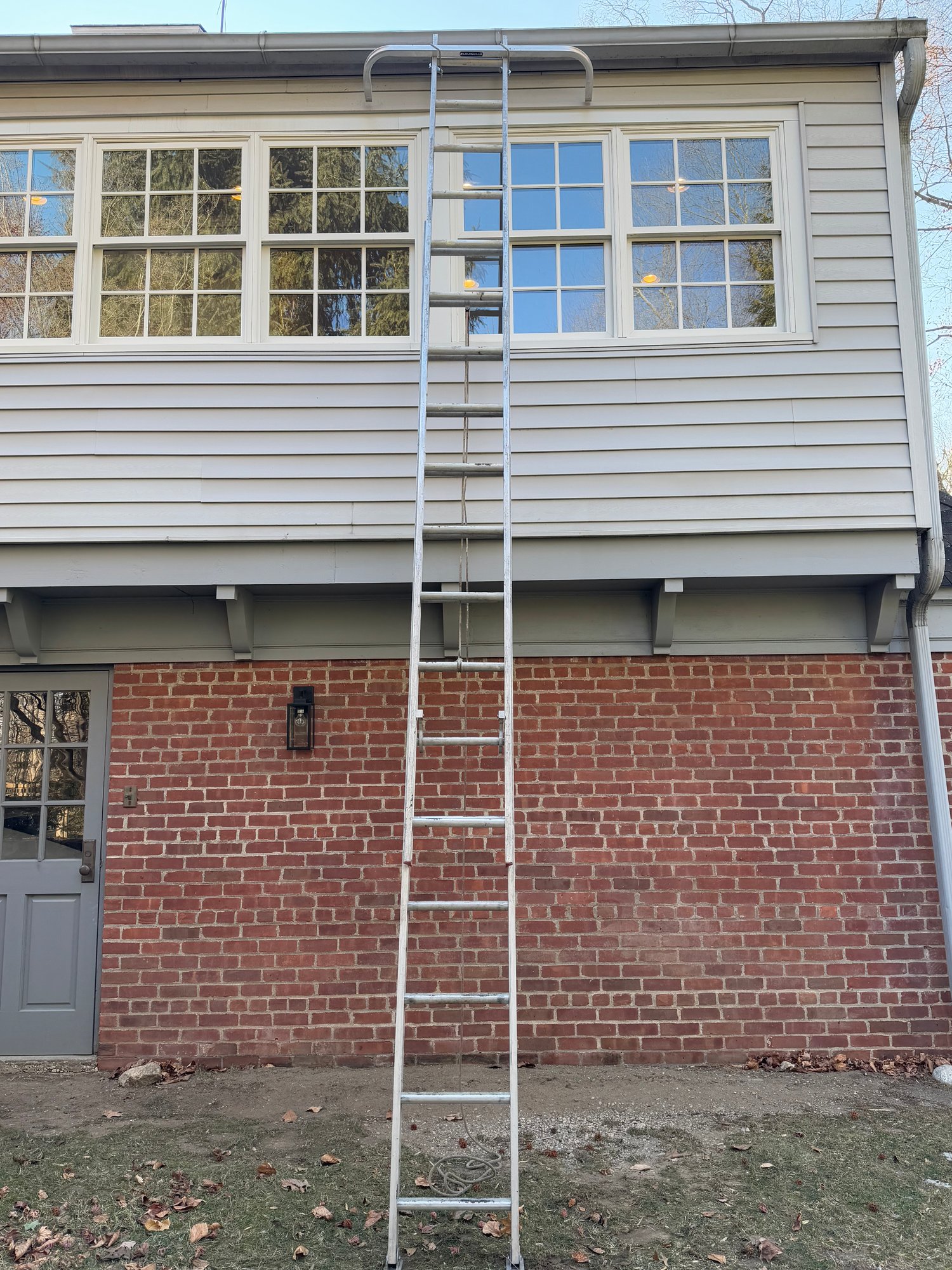 Extension Ladder #2046121 | Auctionninja.com