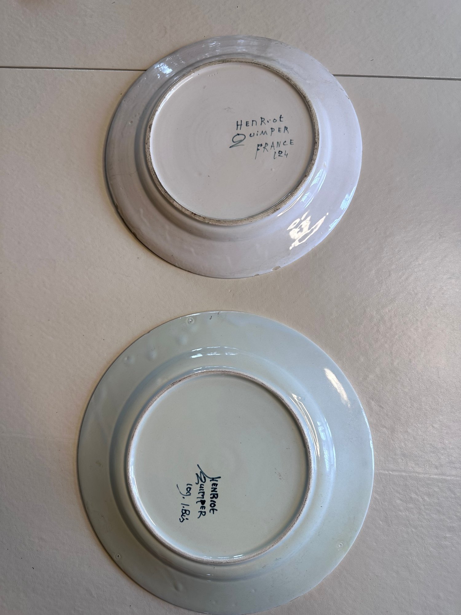 Pair Of Signed Henriot Quimper Plates France, Hand-Painted #2259214 ...