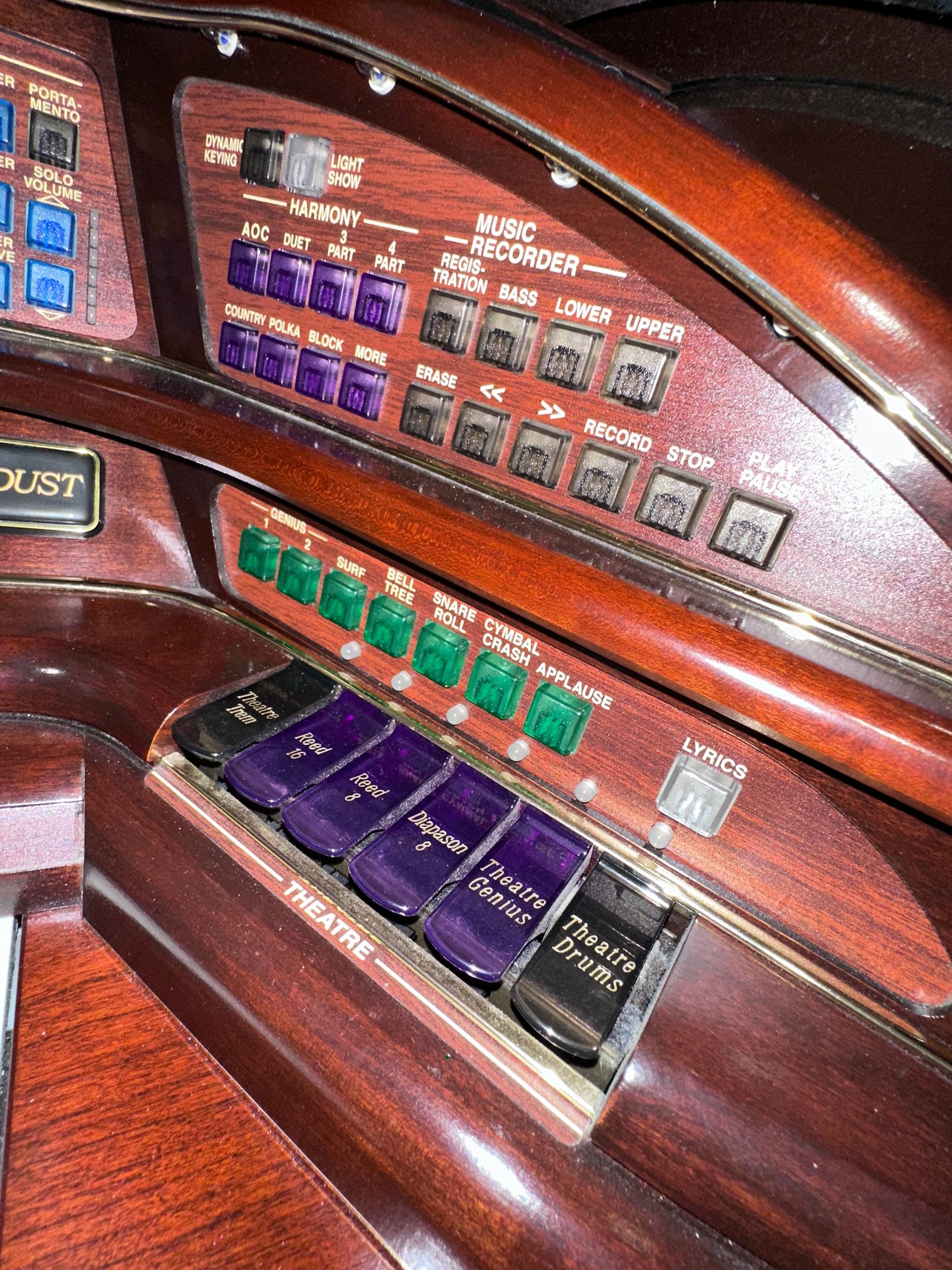 Lowrey Stardust Organ Vintage Concert Series With Matching Bench ...