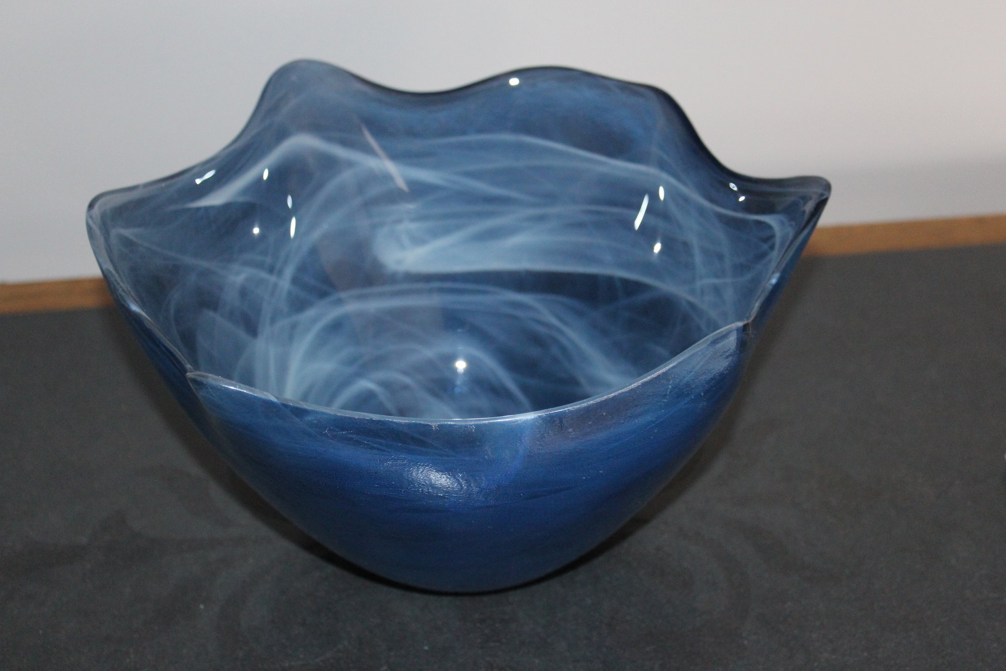 12 Inch Diameter Blue Art Glass Bowl #2050943 | Auctionninja.com