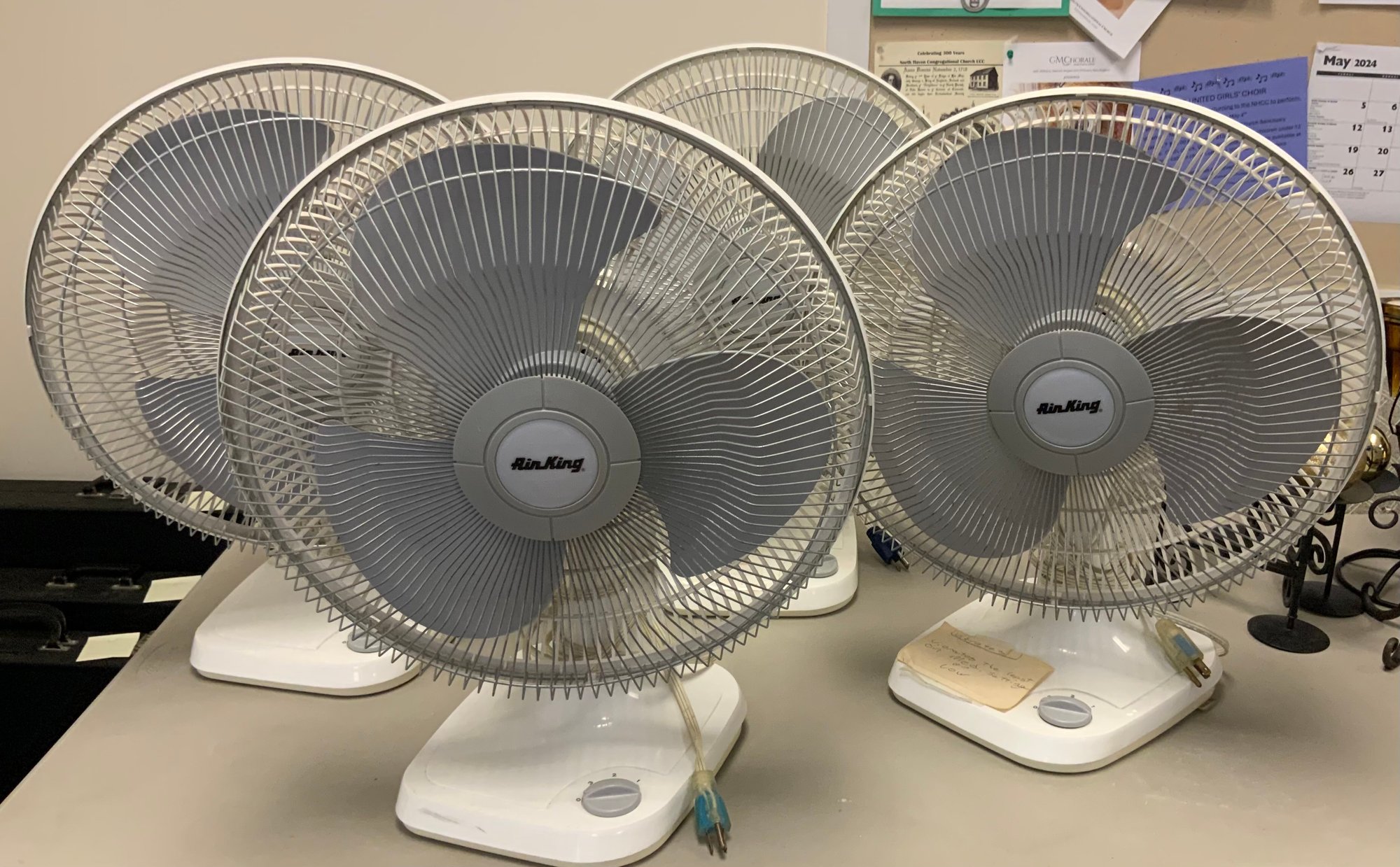 4 Air King Table Top Fans #40794527 | Auctionninja.com