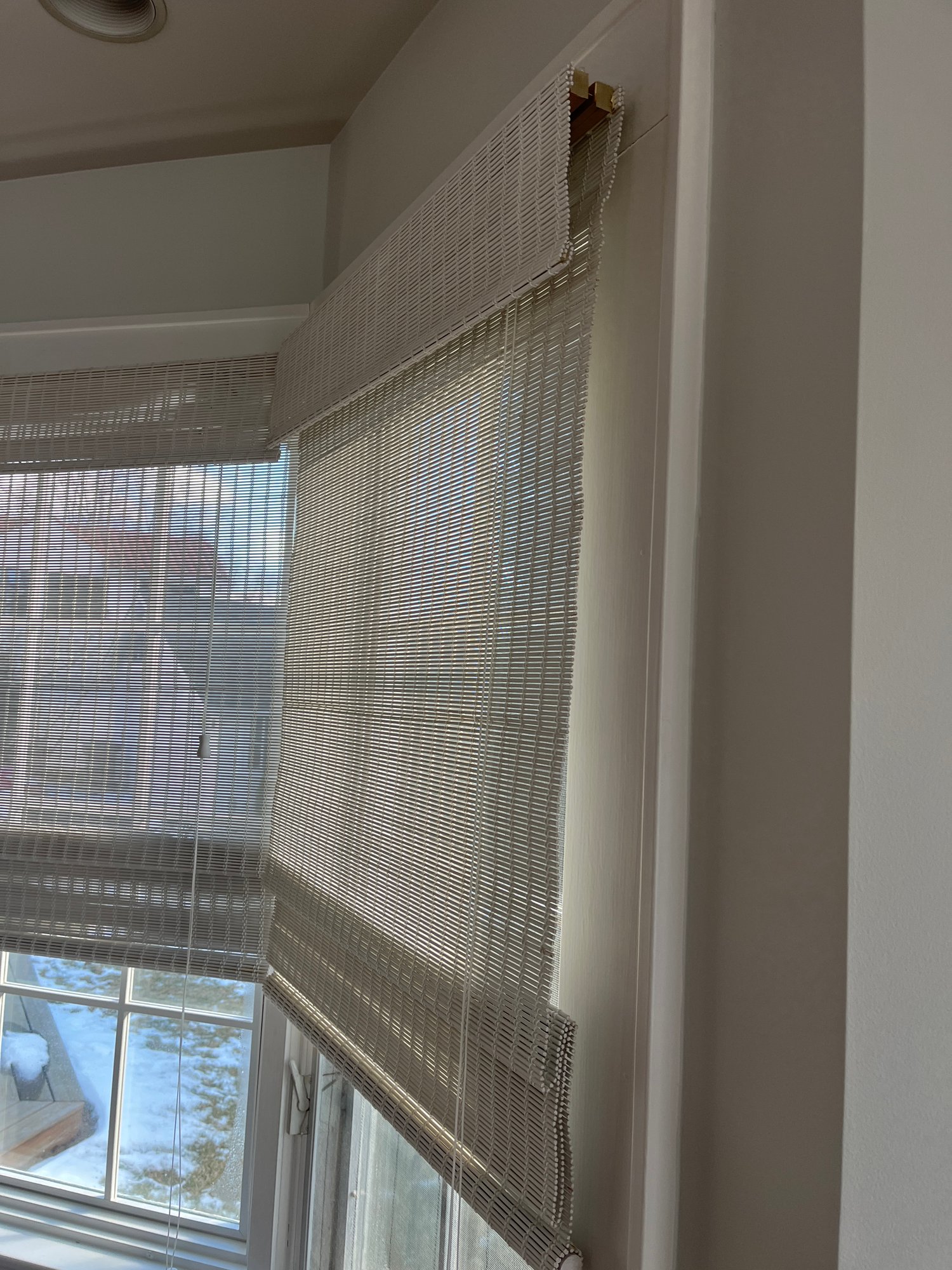 A Set Of 6 Natural Rattan Fiber White Waterfall Shades #40825988 ...