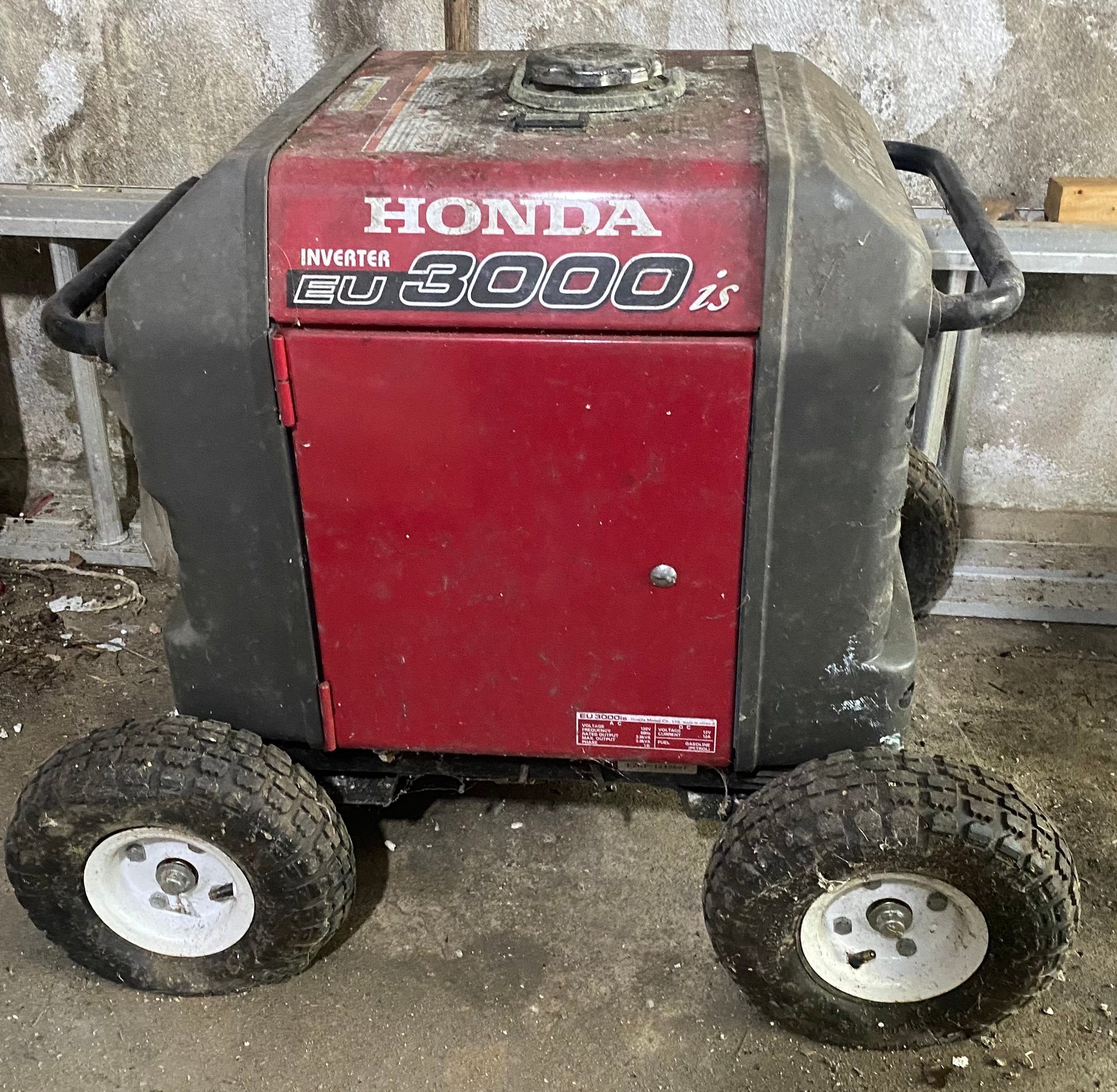 Honda EU3000is Inverter Generator #1997305 | Auctionninja.com