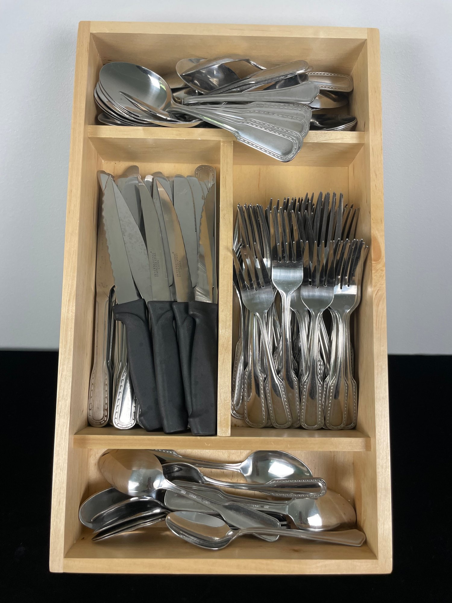 MSE Martha Stewart Stainless Flatware Set #1936315 | Auctionninja.com