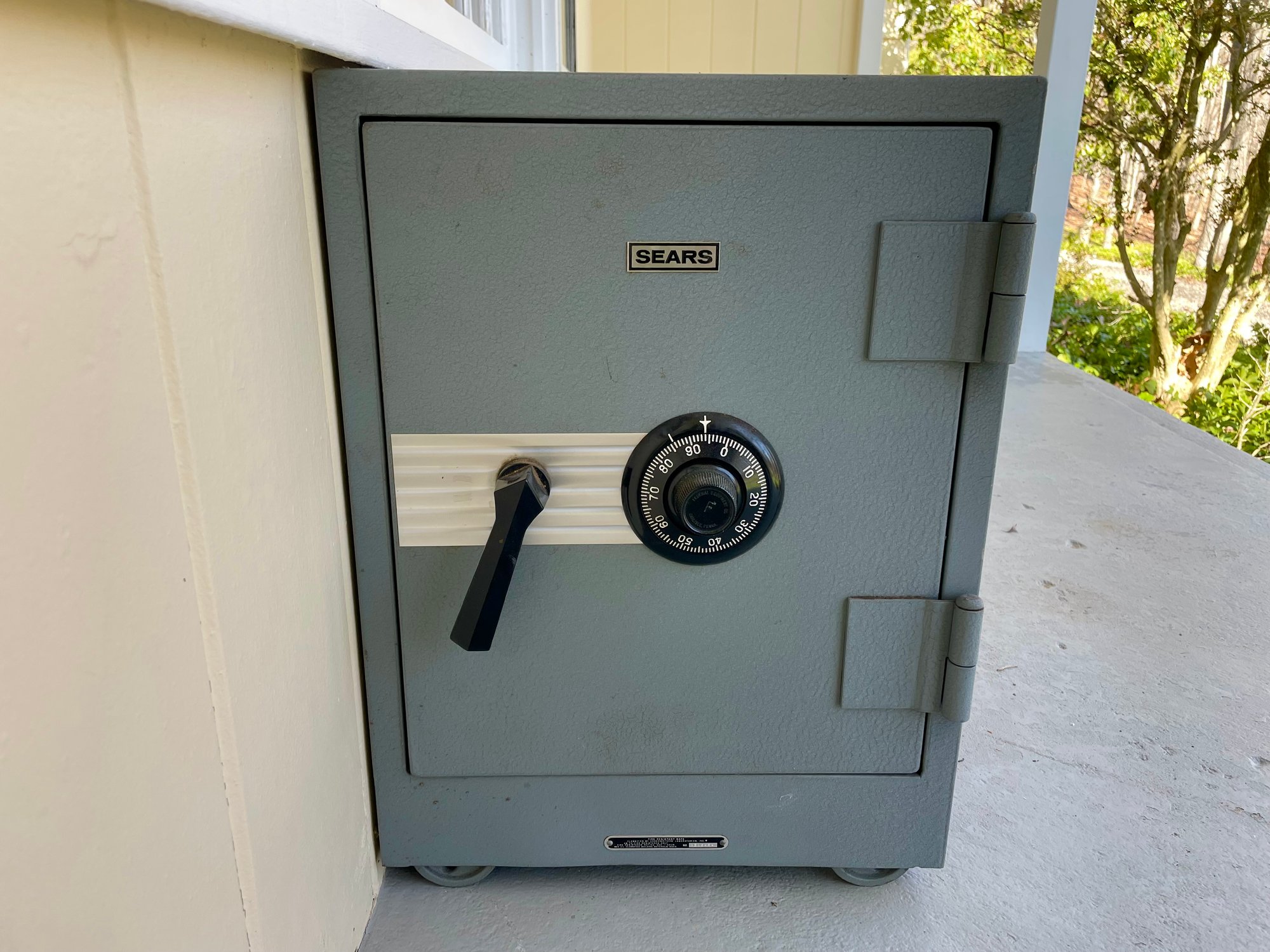 Sears Fire Insulated Combination Safe #2081318 | Auctionninja.com