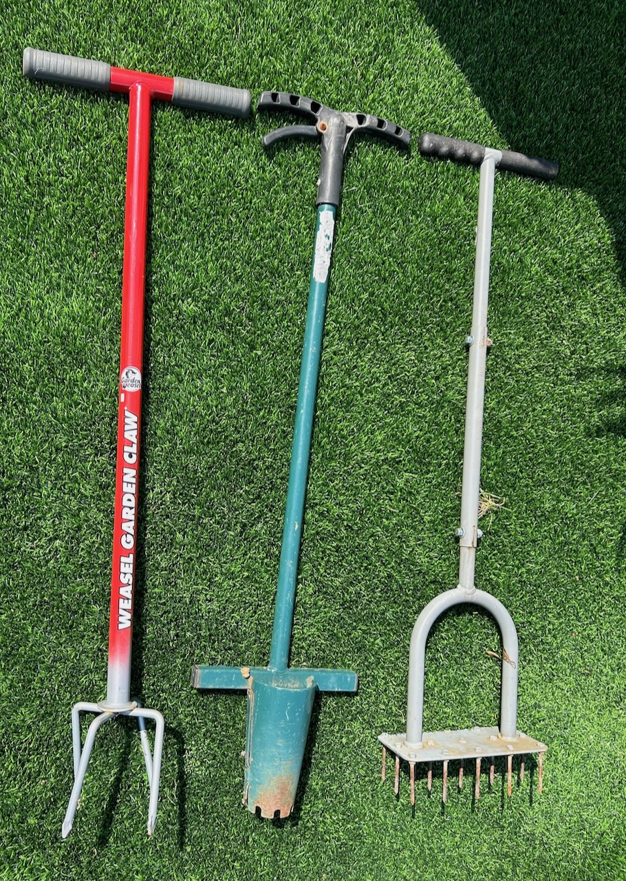Lot Of 3 Outdoor Garden Tools (3) #1933742 | Auctionninja.com