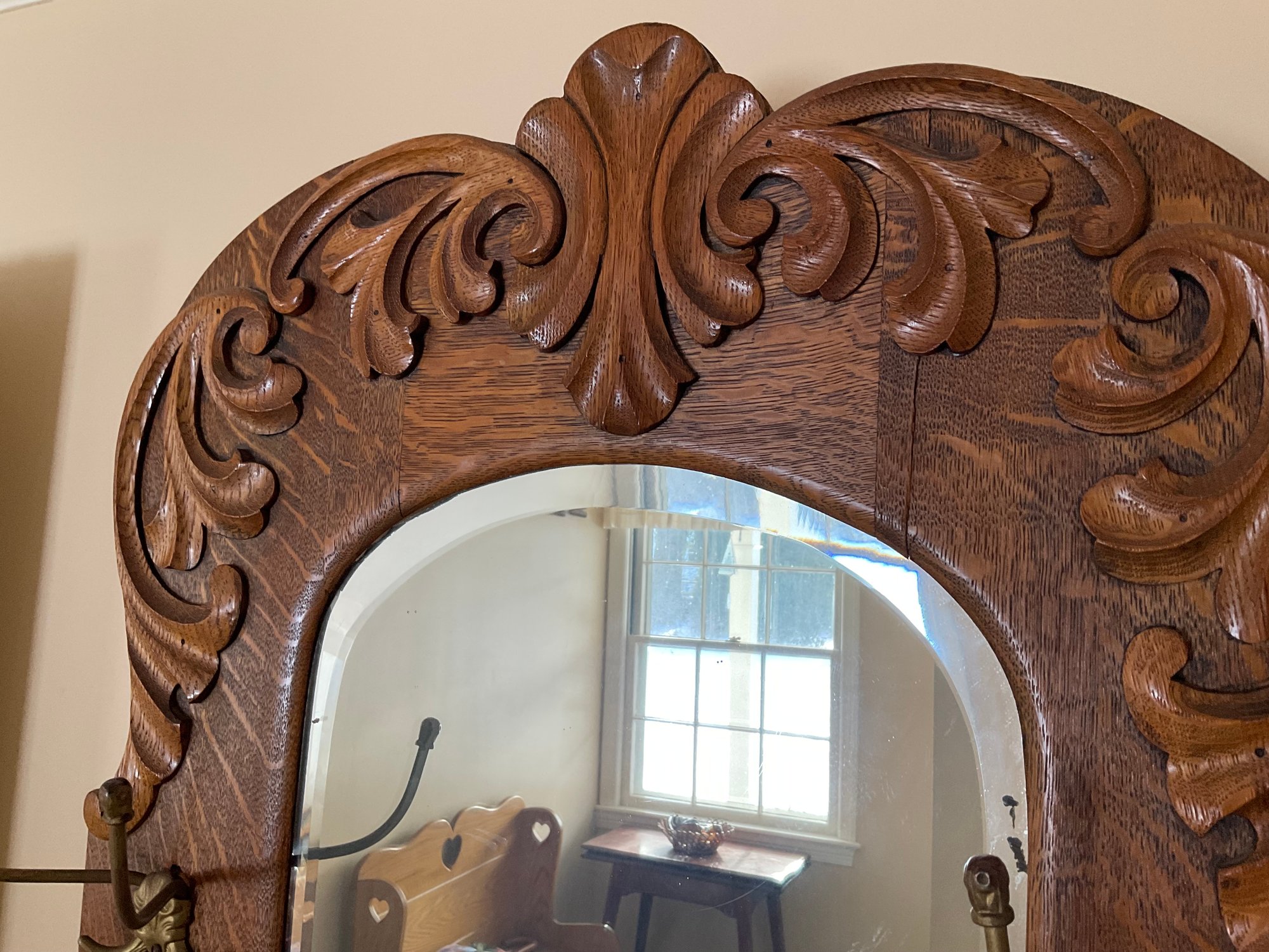 Oak Hall Tree With Hooks And Storage Seat #2053748 | Auctionninja.com