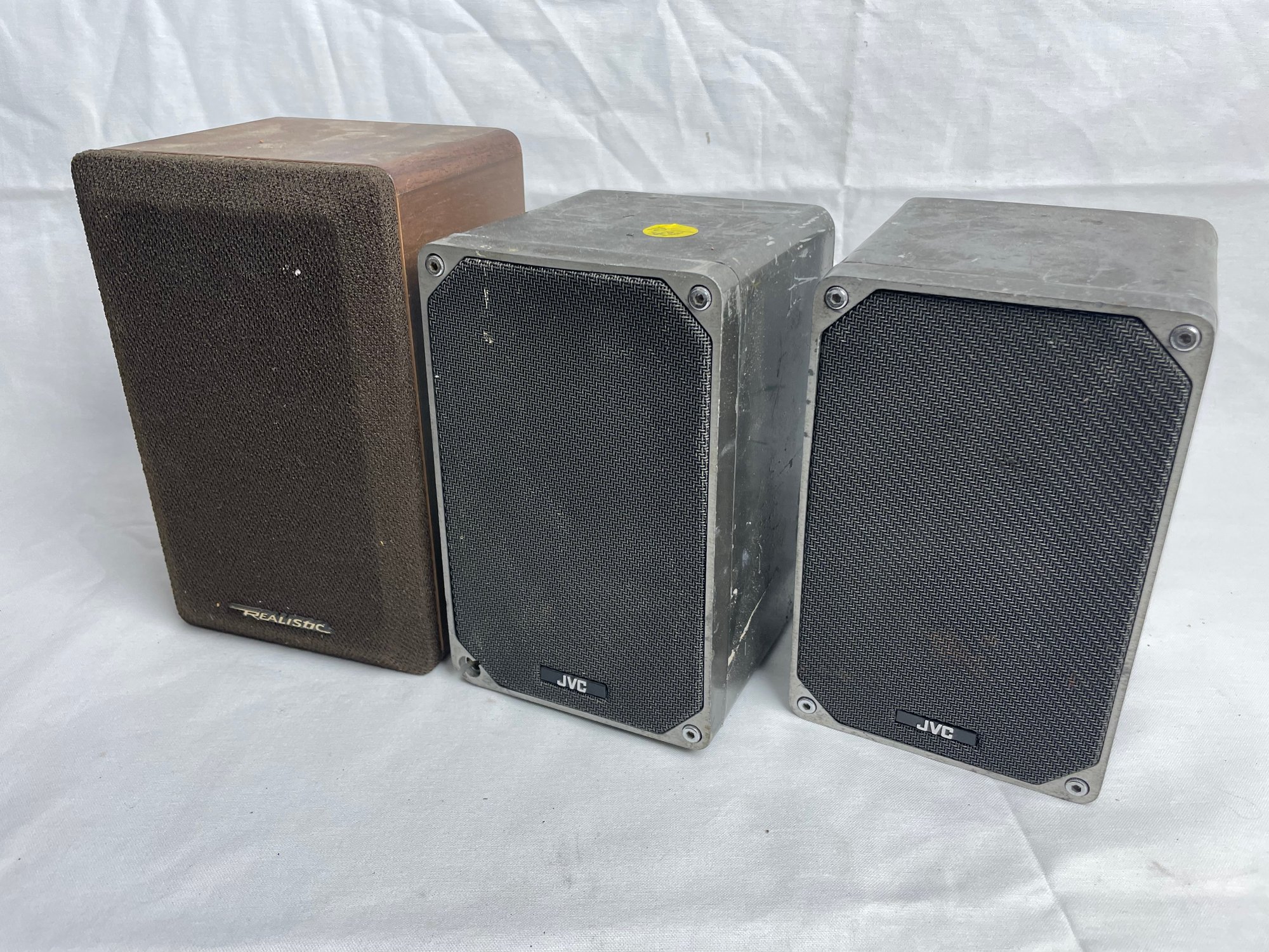 JVC SM3 Speakers And Realistic Minimus 7W Speaker #1445347 ...
