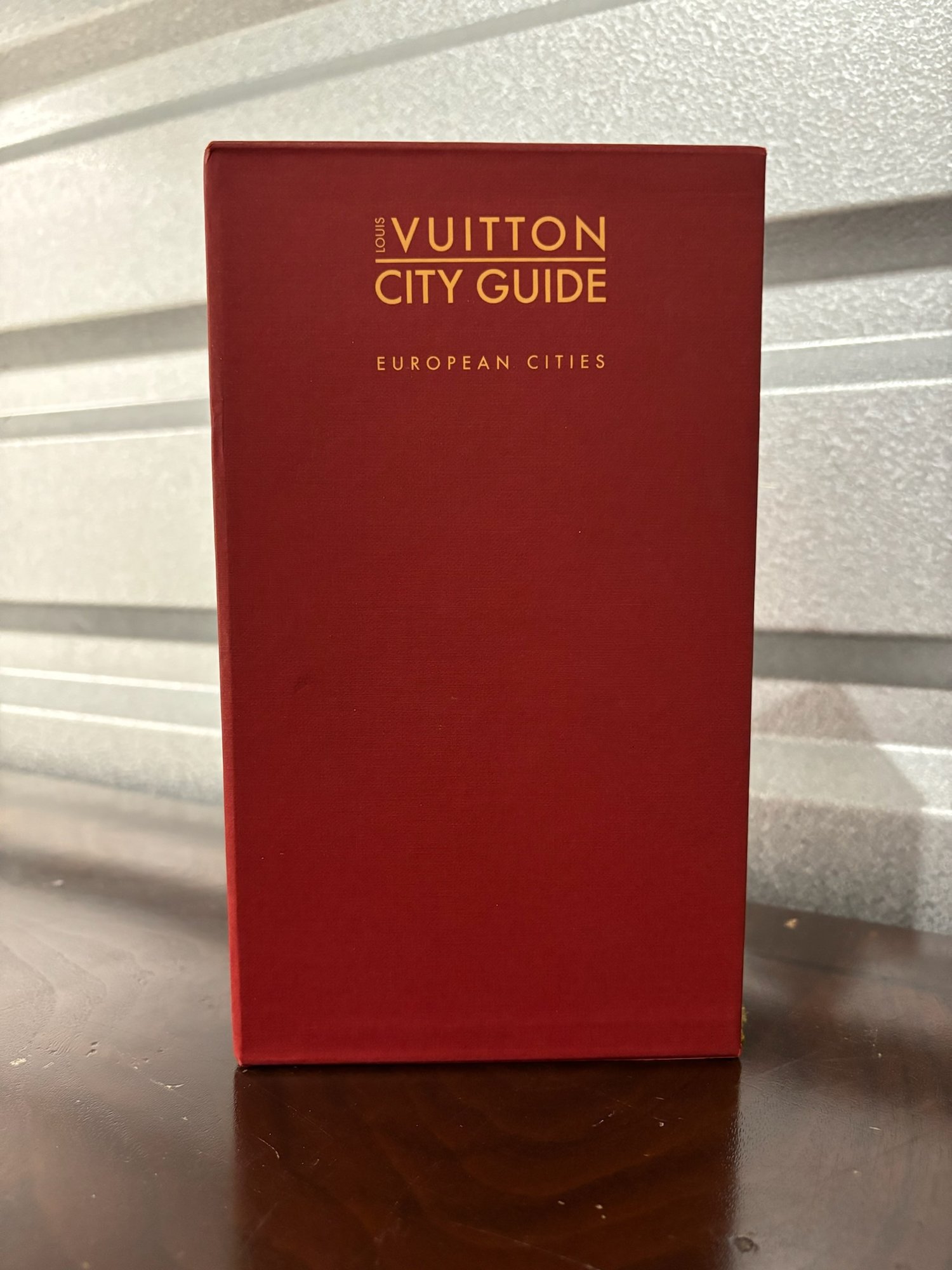 Louis Vuitton European City Guide 1998 Edition Red Boxed Set #1966184 ...