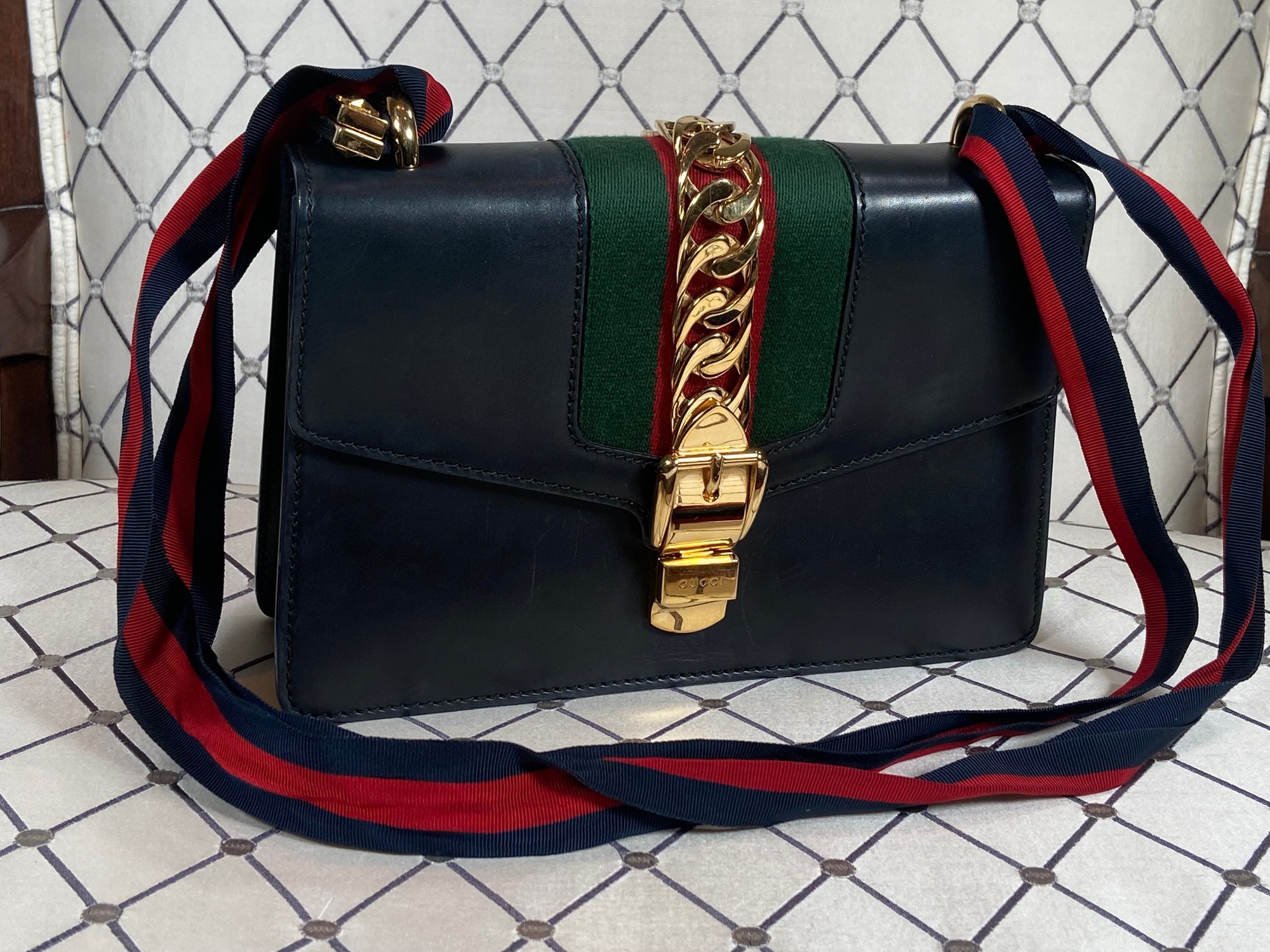 Absolutely Incredible GUCCI Vintage Navy Blue Bag Leather With Polished ...