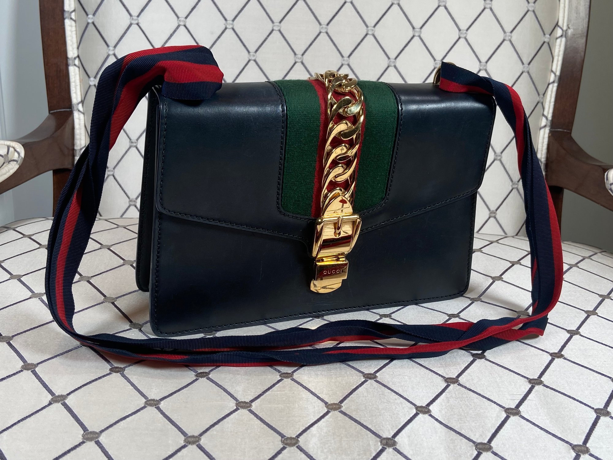 Absolutely Incredible GUCCI Vintage Navy Blue Bag Leather With Polished ...