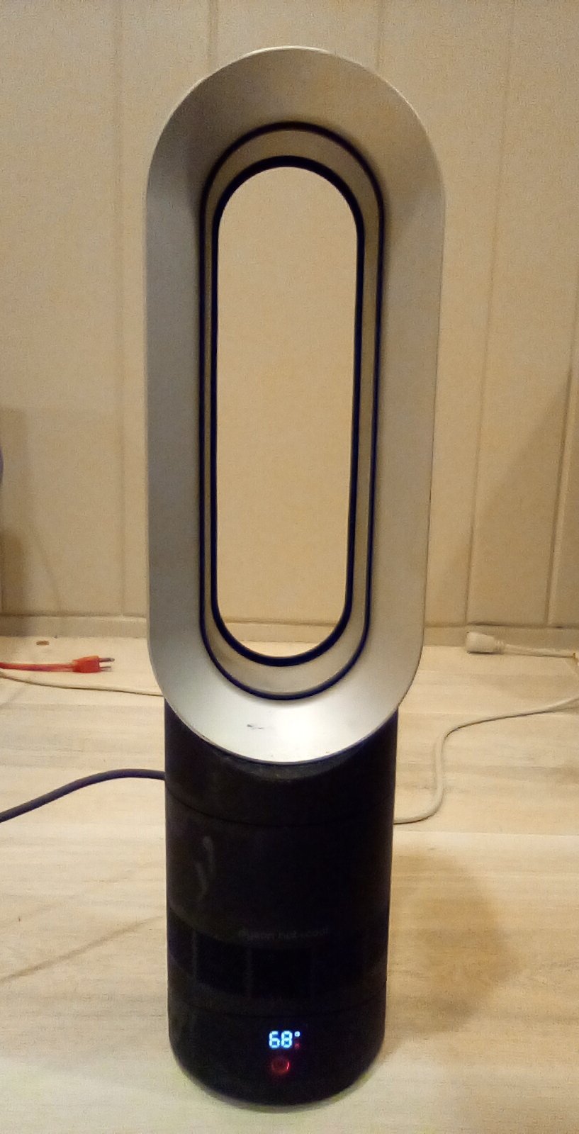 Dyson Hot & Cold Air Multiplier Technology Unit - Powers Up - Set At 68 ...