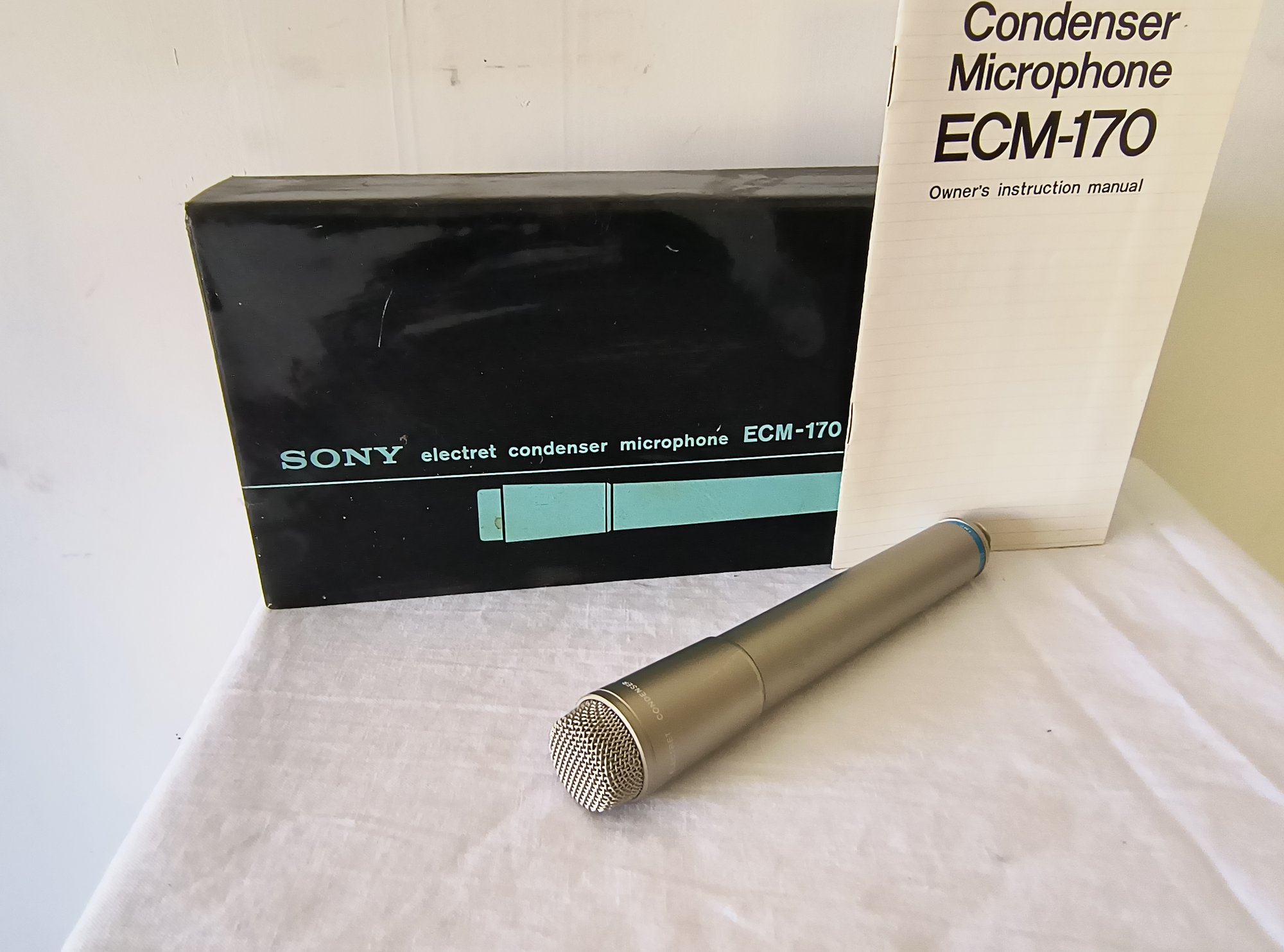 Sony Condenser Microphone In Original Box #2094709 | Auctionninja.com