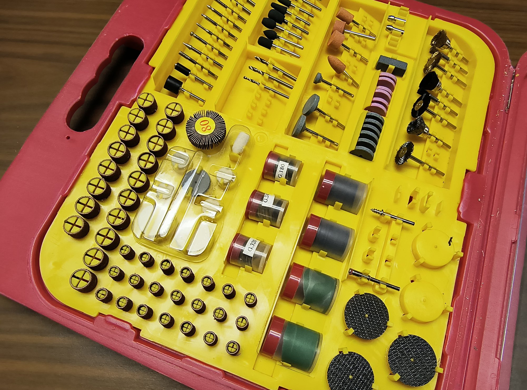 Rotary Tool Tips And Accessories Kit In Case #2088451 | Auctionninja.com
