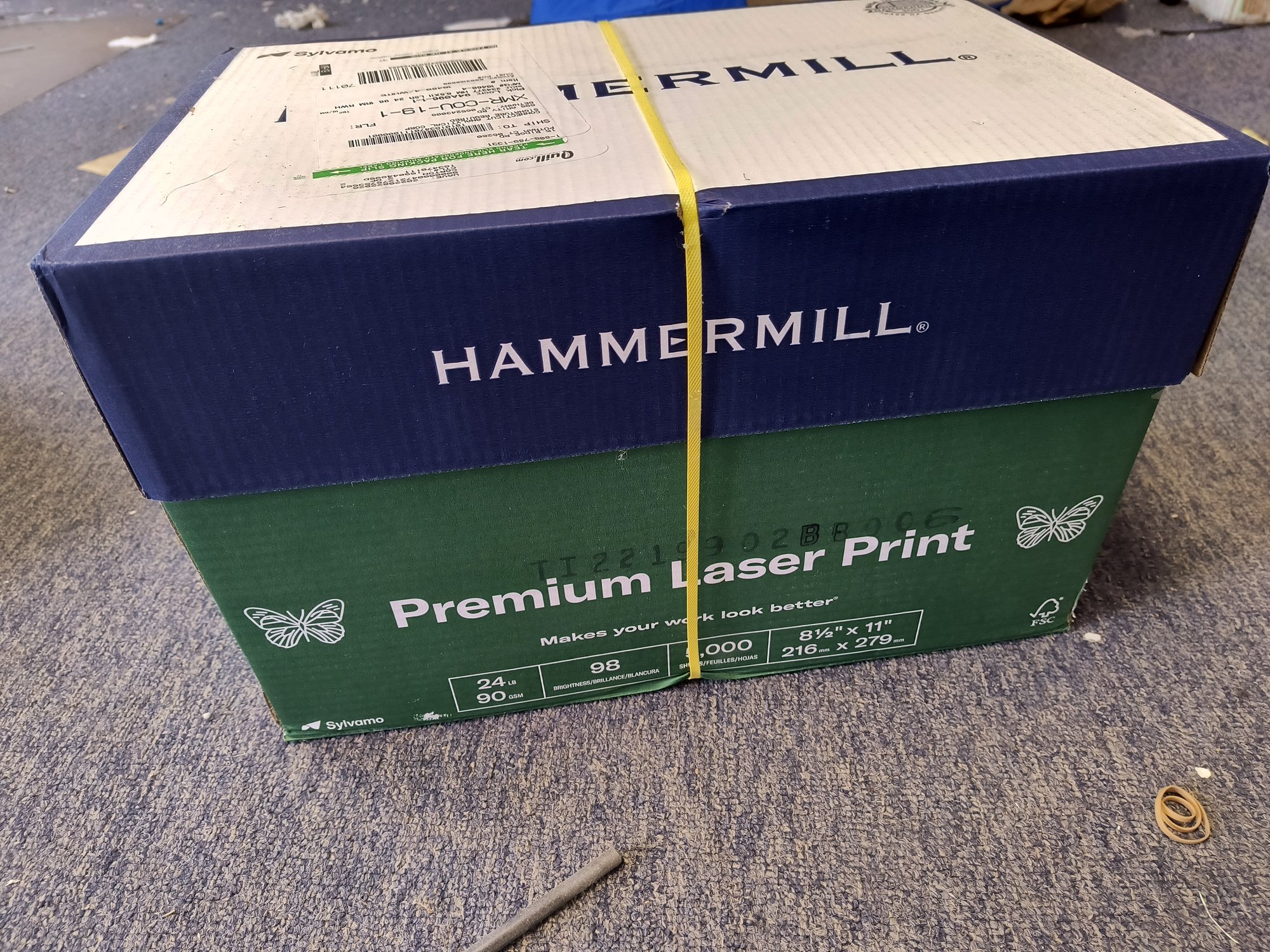 Box Of Printer Paper Hammermill #2090098 | Auctionninja.com