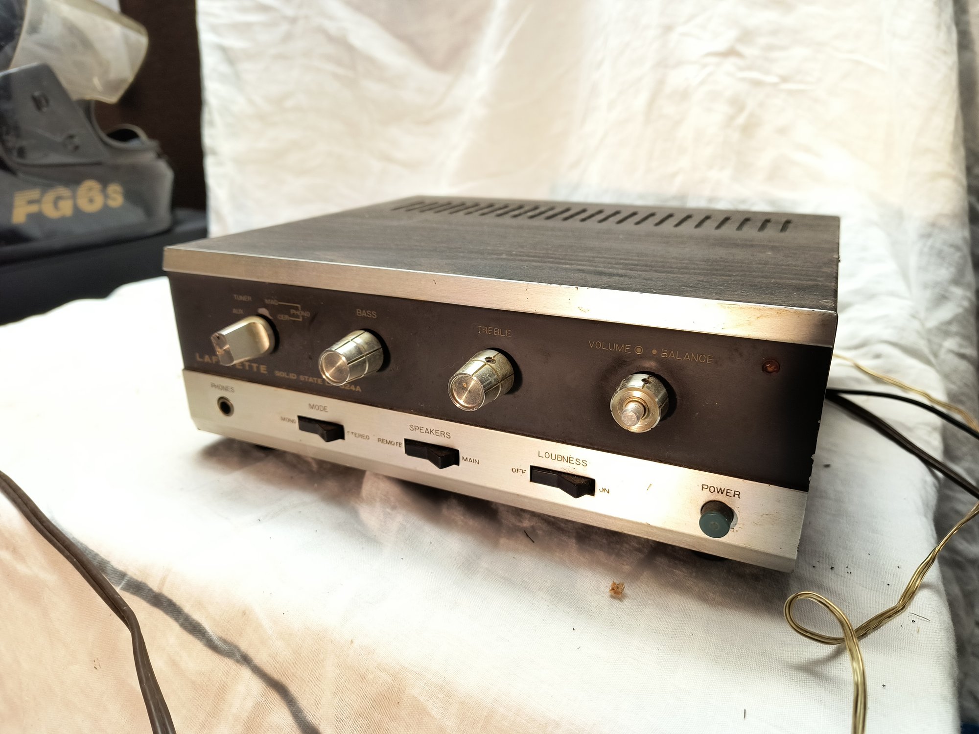 Vintage Lafayette Solid State Stereo Receiver #2093944 | Auctionninja.com