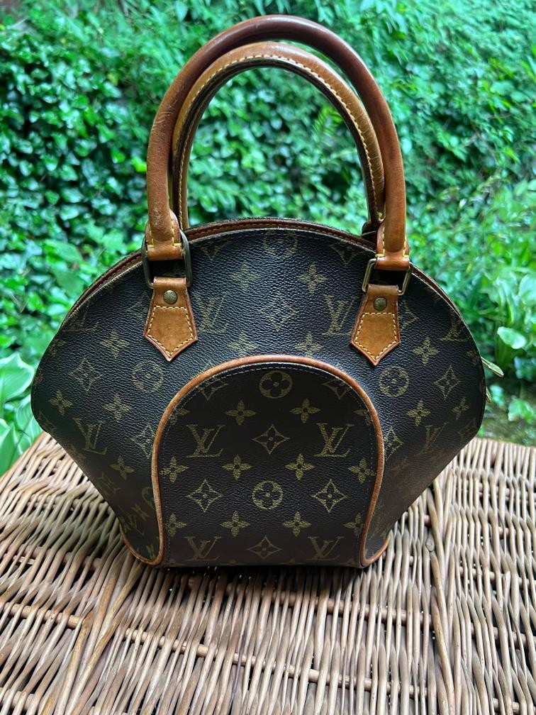 Fantastic Authentic LOUIS VUITTON Ellipse Handbag - Great Size - Lovely ...