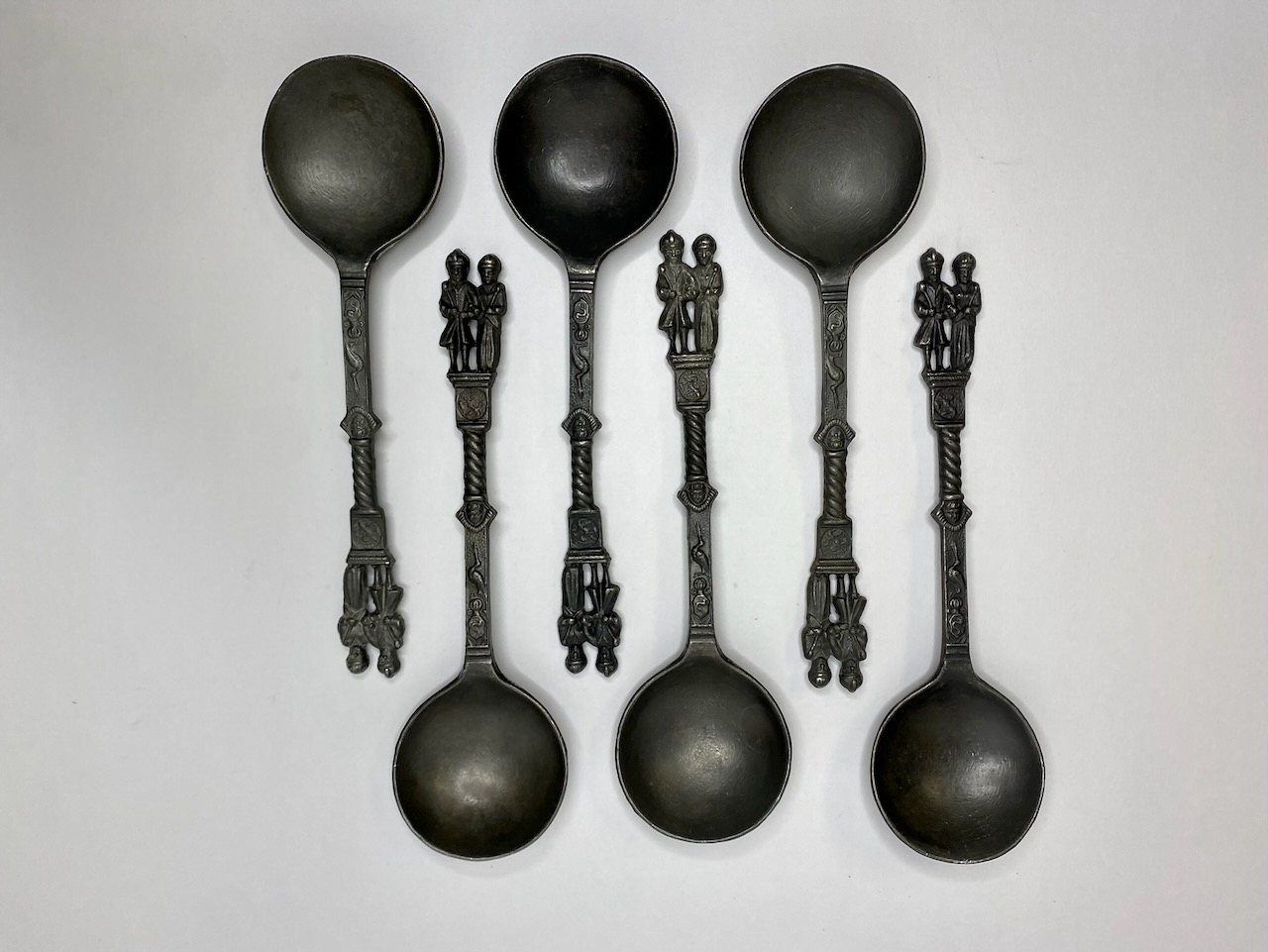 Dutch Pewter Wedding Spoons (6) #1976019 | Auctionninja.com