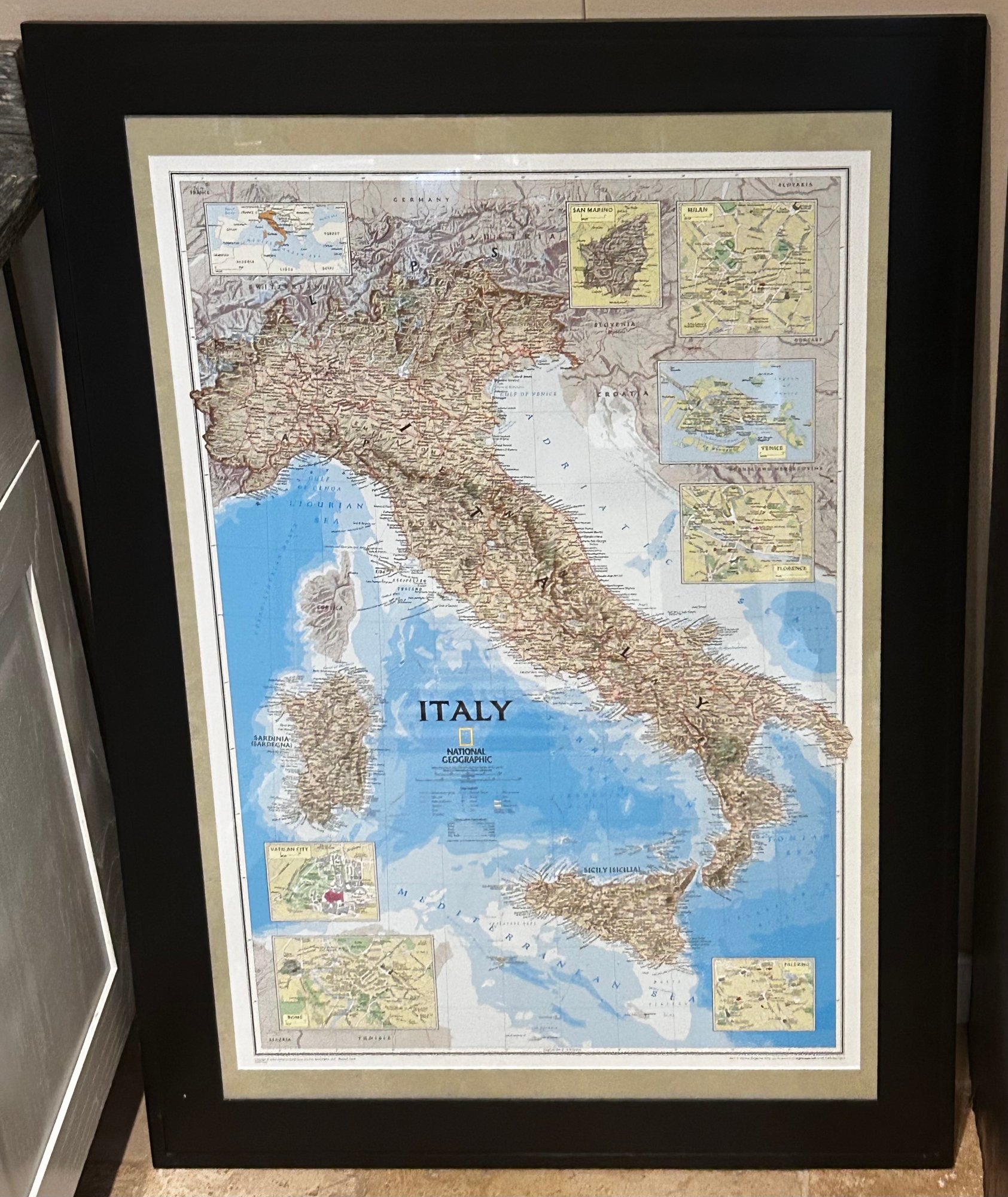 Large & Framed National Geographic Map Of Italy - Revised 2008. 41 ...