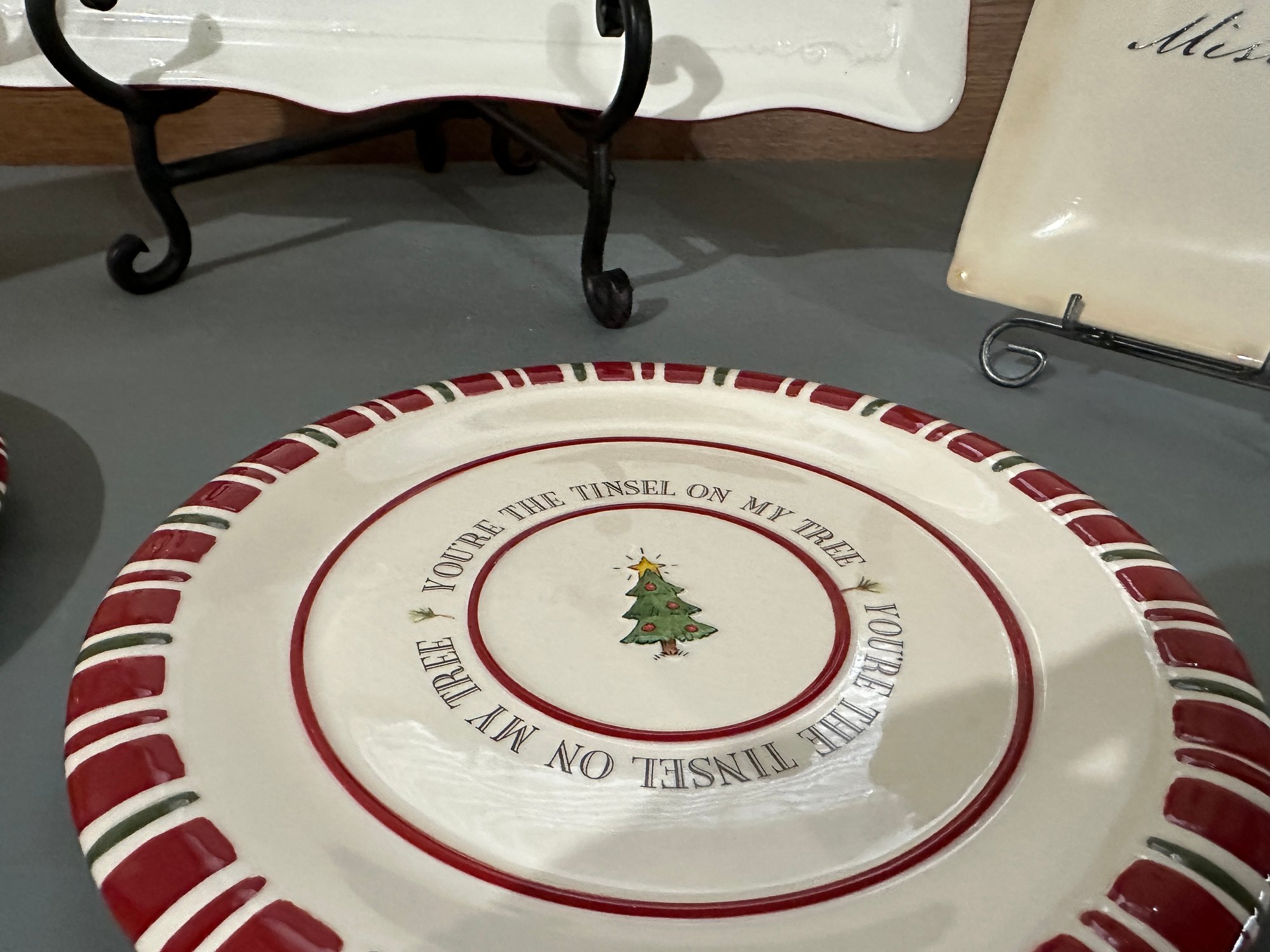 Grasslands Road Holiday Plates - Great Gifts All In Boxes #40840589 ...