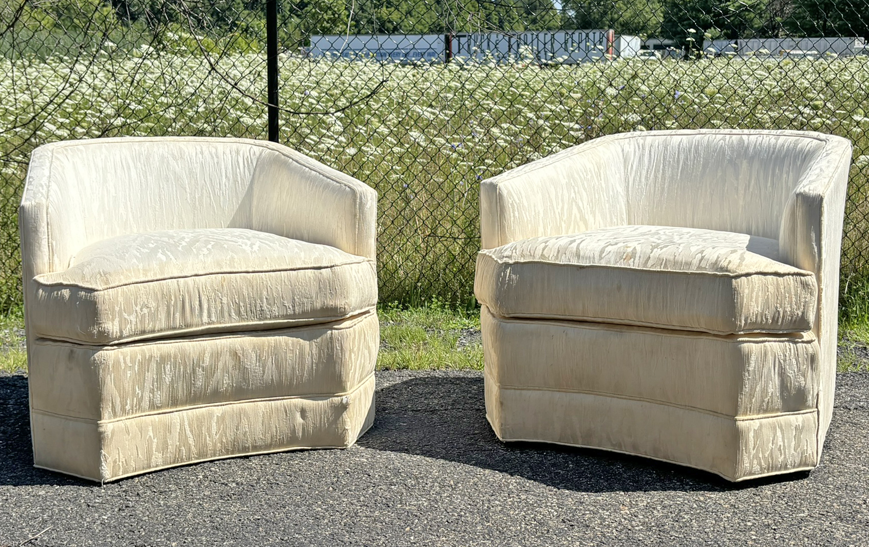A Pair Of Vintage Heritage Arm Upholstered Arm Chairs - Fab 1970's-80's ...