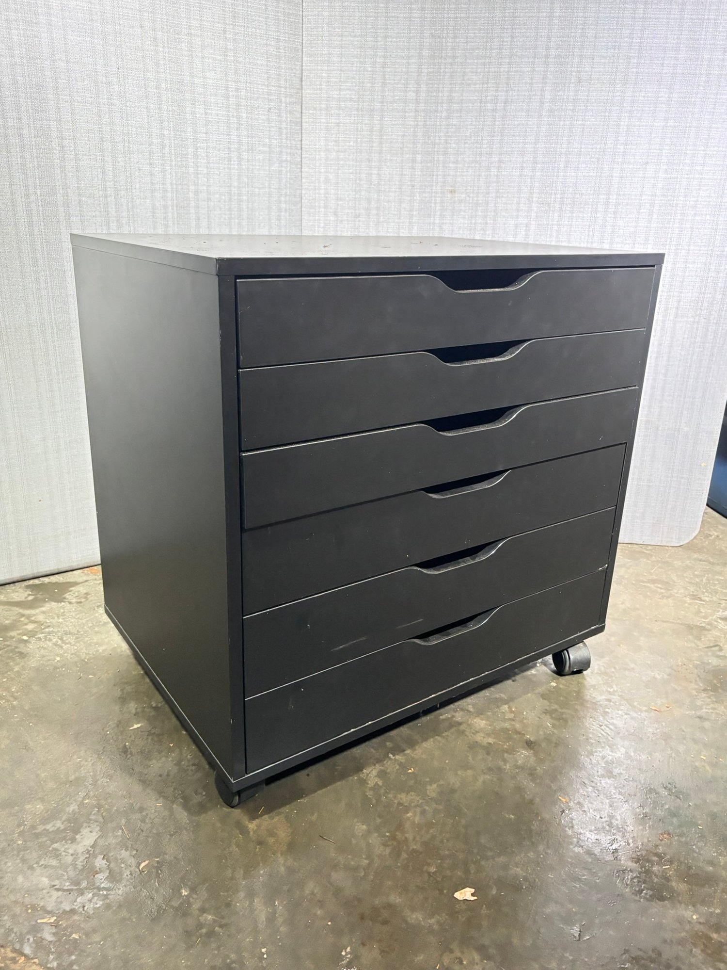 A Flat File Drawer Unit On Casters #40822421 | Auctionninja.com