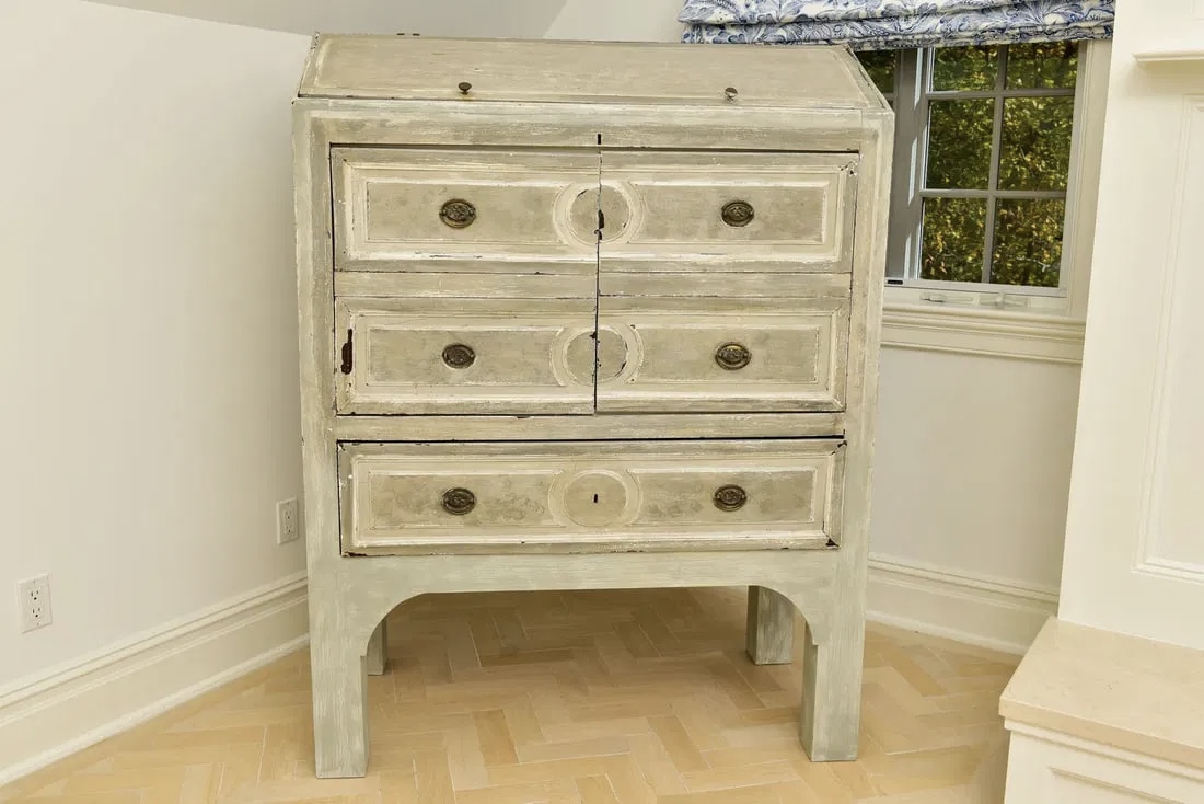 French Provincial Style Faux Drawer Front Painted Wooden Cabinet ...