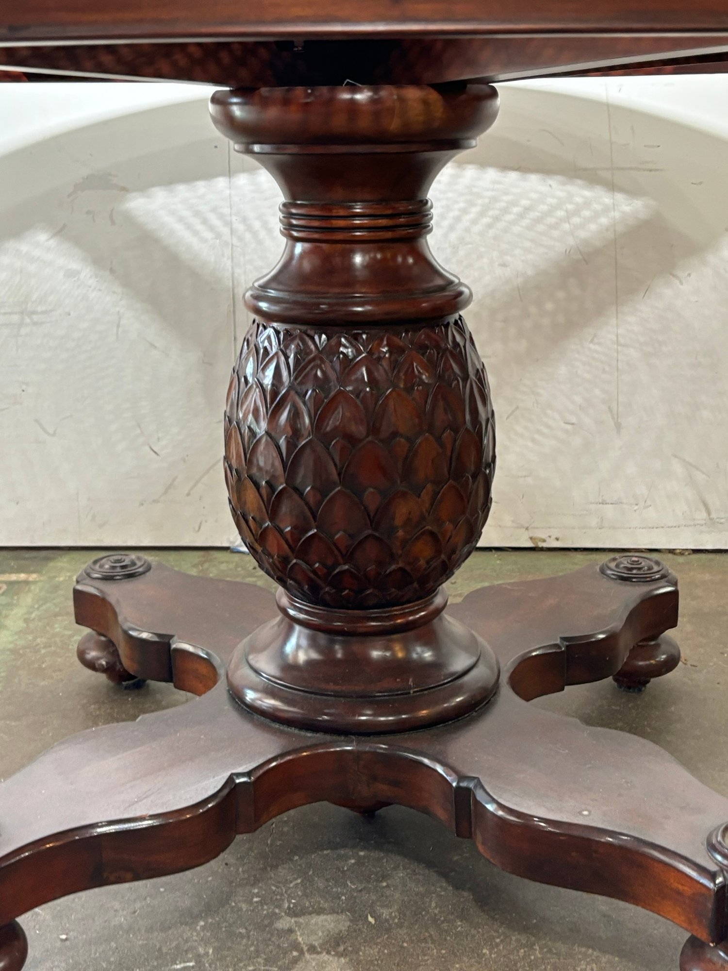 A Vintage Ethan Allen Plantation Style Pedestal Based Dining Table With ...