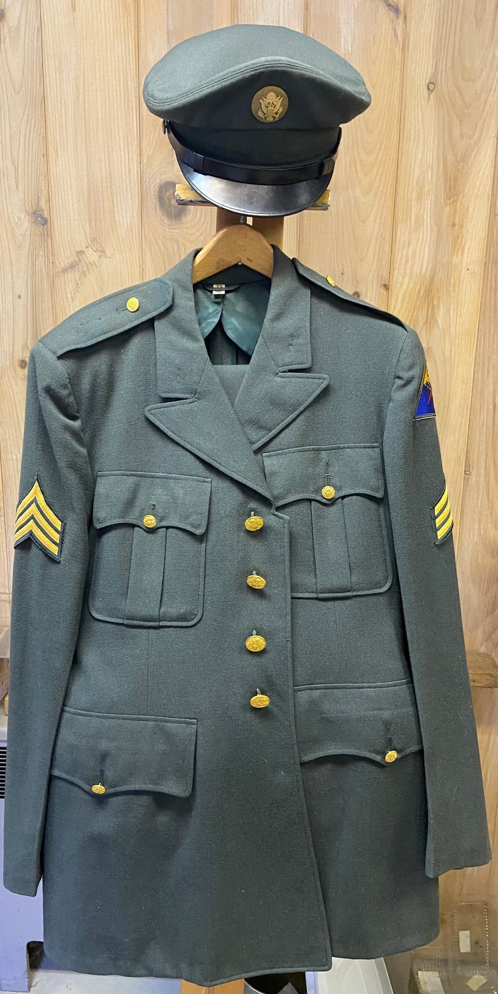 Vintage US Army Dress Uniform Military Suit Excellent Condition #1974732 | Auctionninja.com