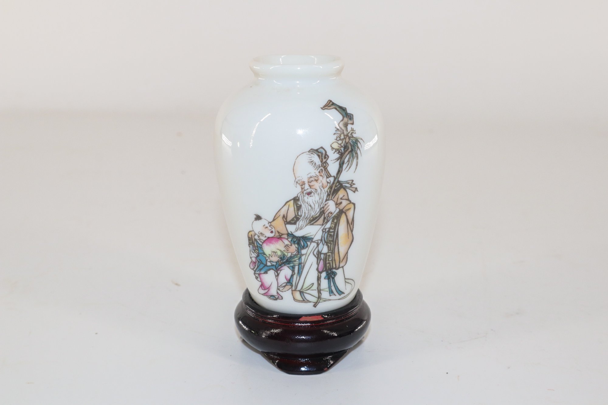 Small Asian Vase Signed And Blue Stamp With Wood Stand #1593606 | Auctionninja.com