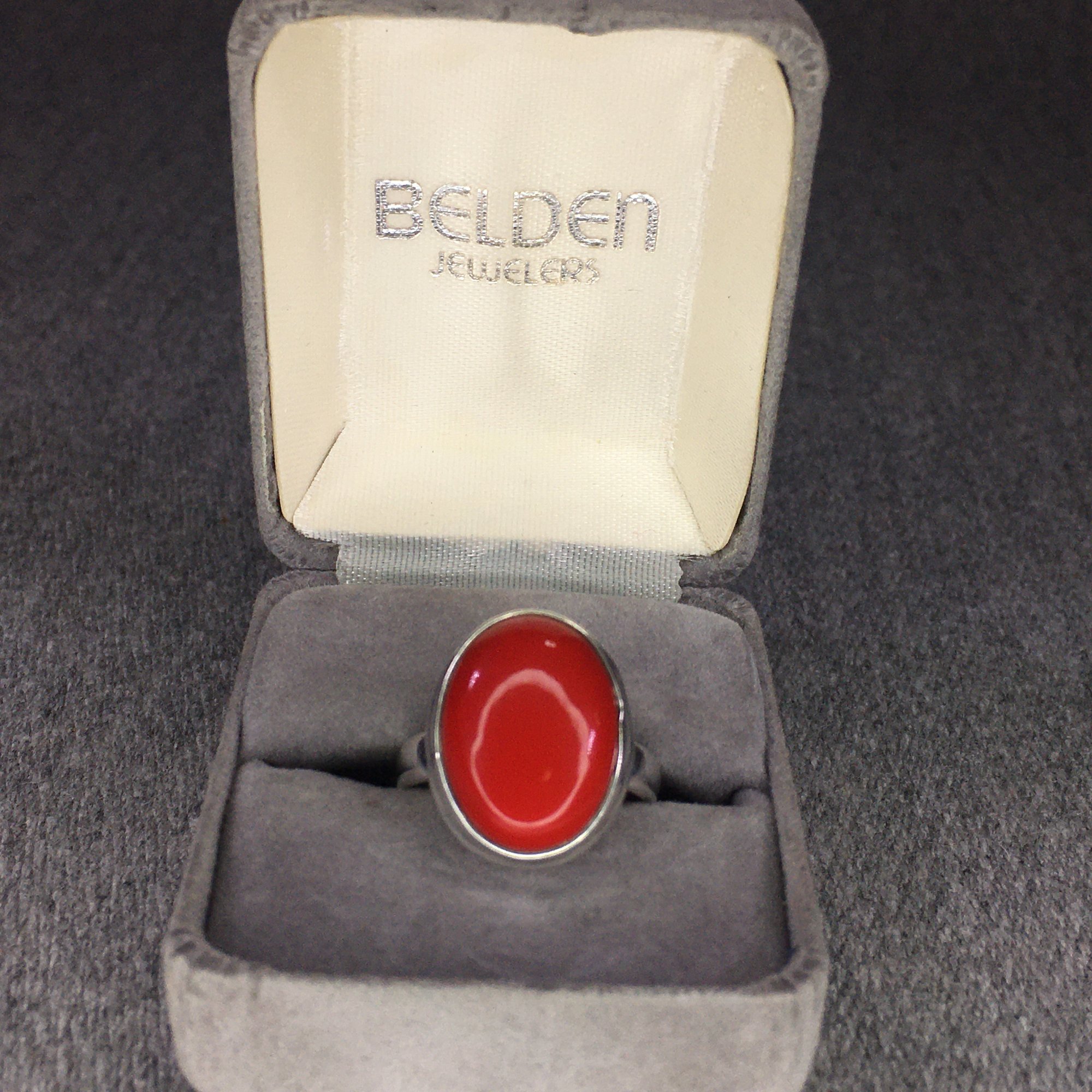 Very Pretty Vintage Sterling Silver / 925 Ring With Oval Polished Red ...