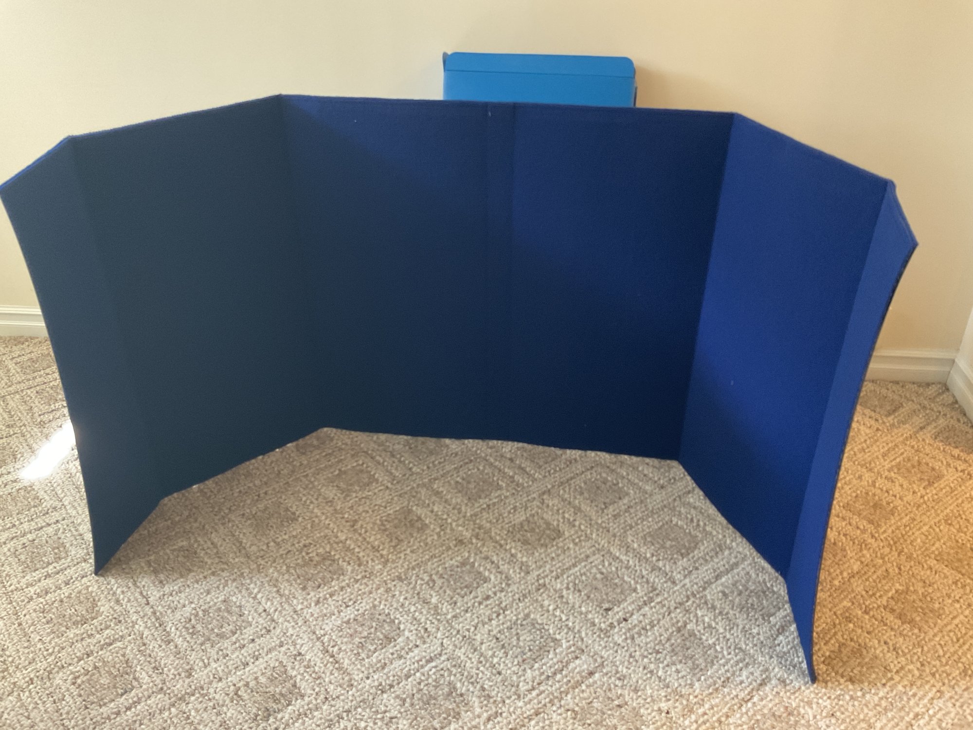 Portable Display Board #2085675 | Auctionninja.com