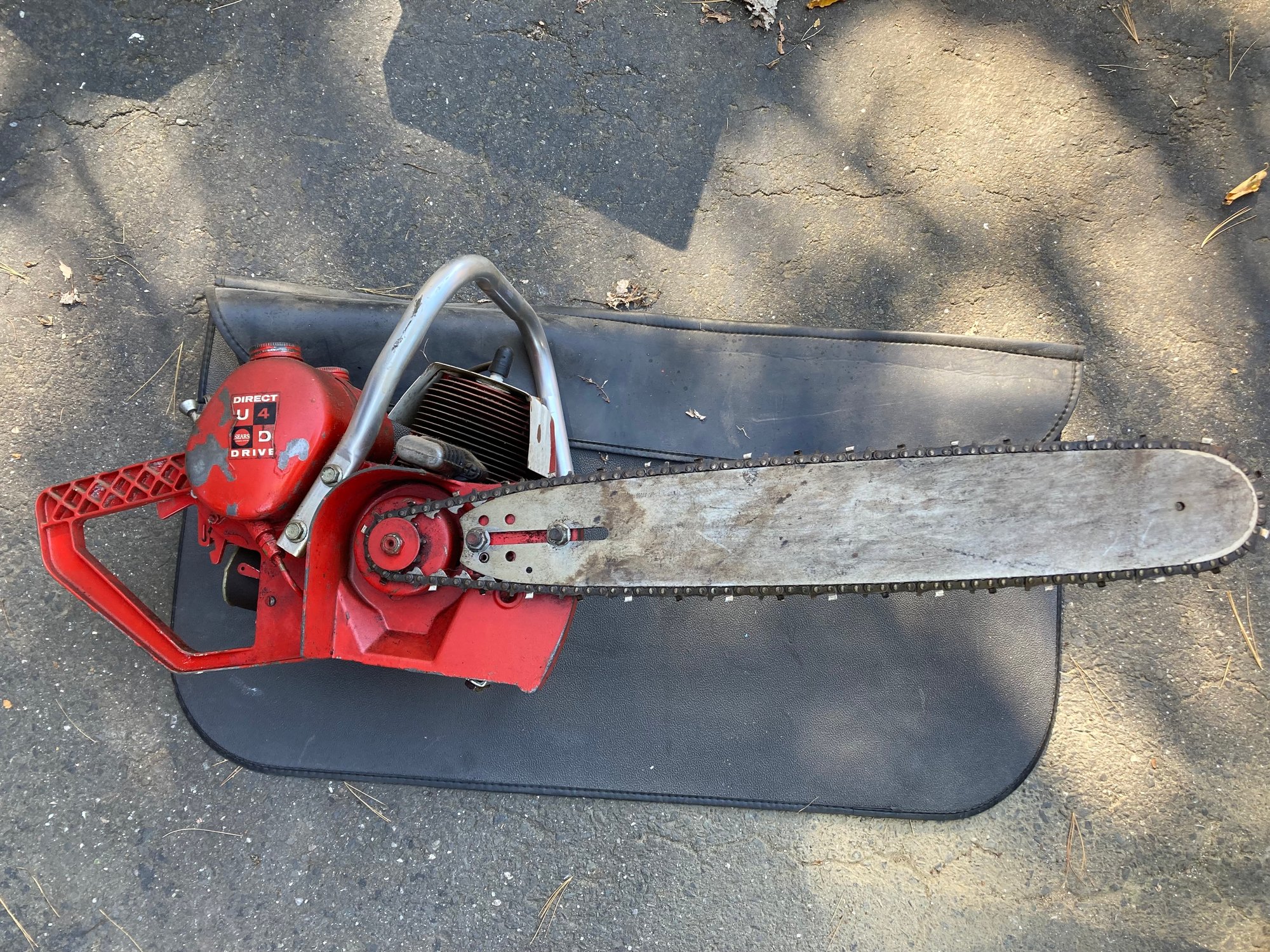 Vintage Sears Direct Drive Chainsaw #1995989 | Auctionninja.com