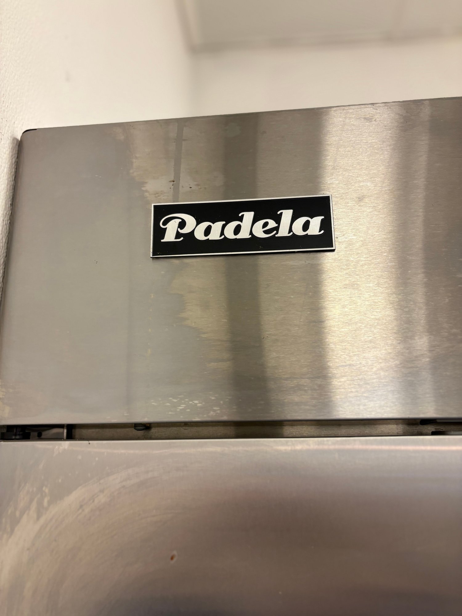 Padela Commercial Restaurant Freezer #2281178 | Auctionninja.com