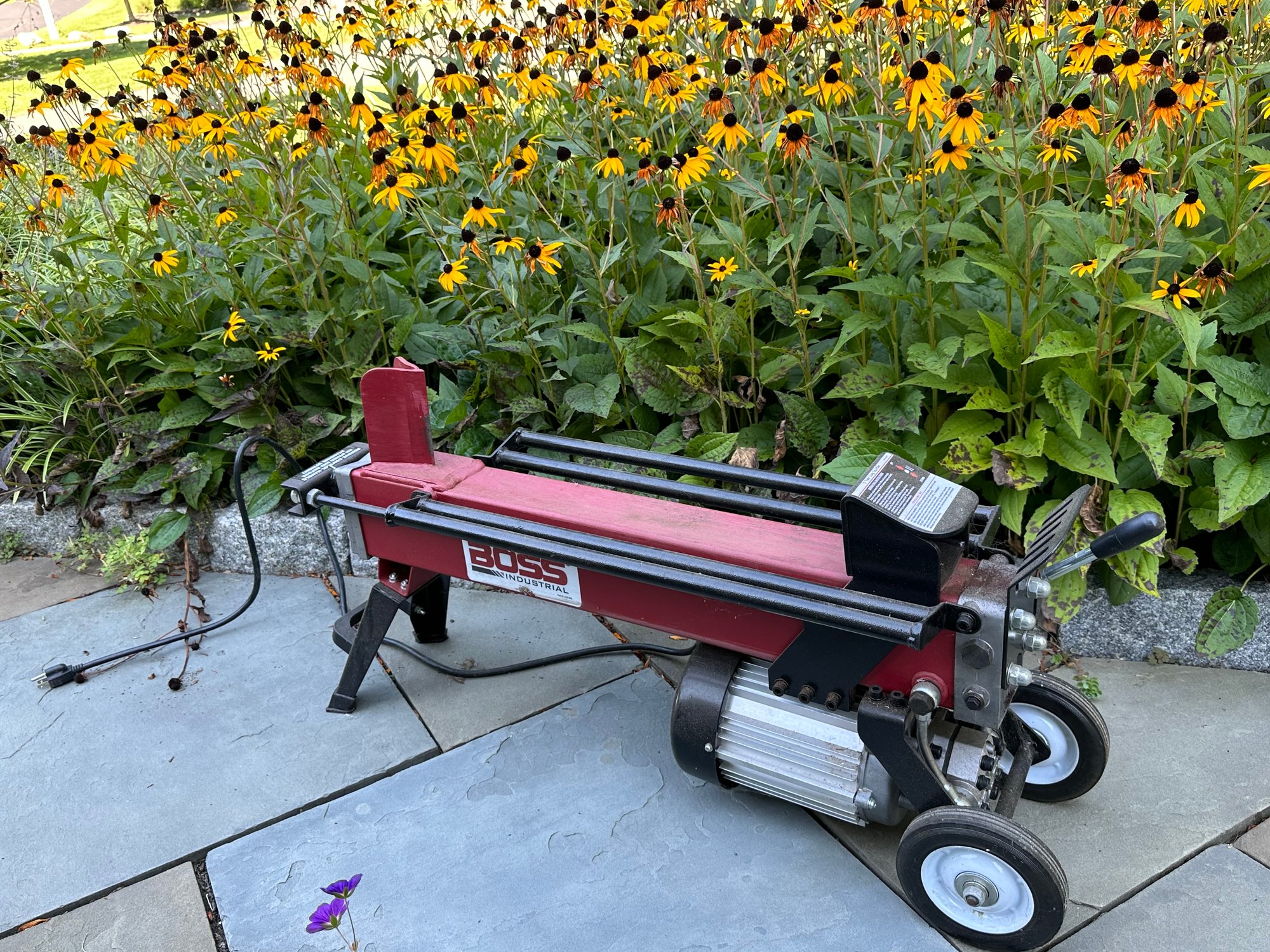 BOSS 5 Ton Log Splitter #40801046 | Auctionninja.com
