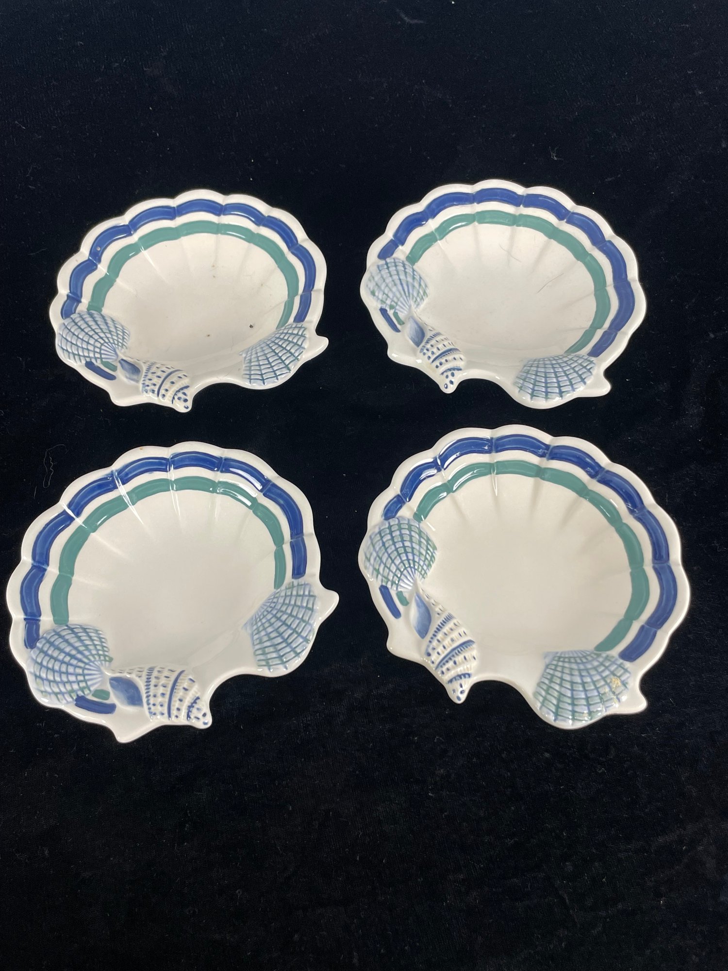 Pfaltzgraff Ocean Breeze Seashell App Plate Set #1939494 | Auctionninja.com