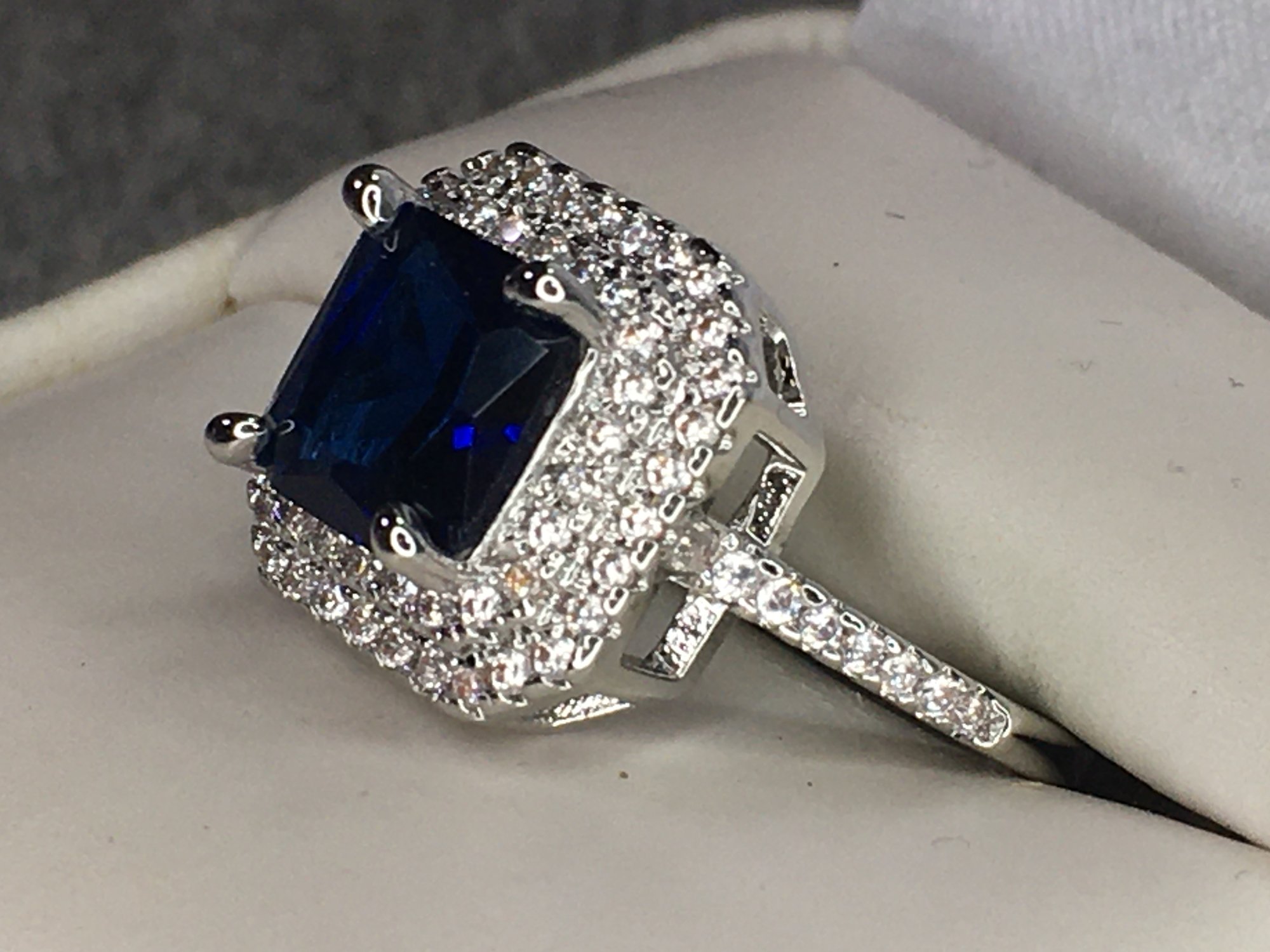Wonderful Brand New 925/ Sterling Silver Ring With Navy Blue And White ...
