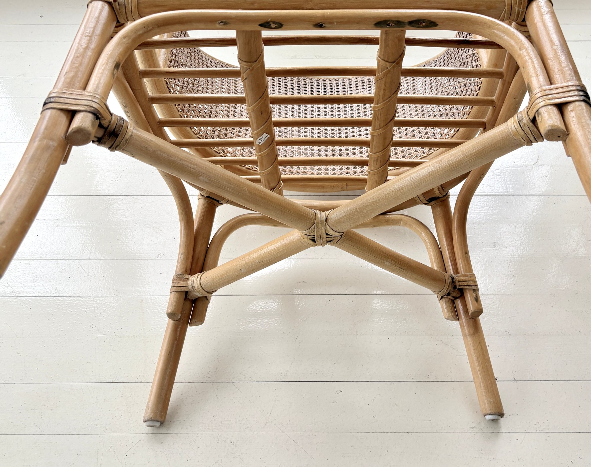 MCM Bamboo Sunroom Table & Four Chairs #2246417 | Auctionninja.com