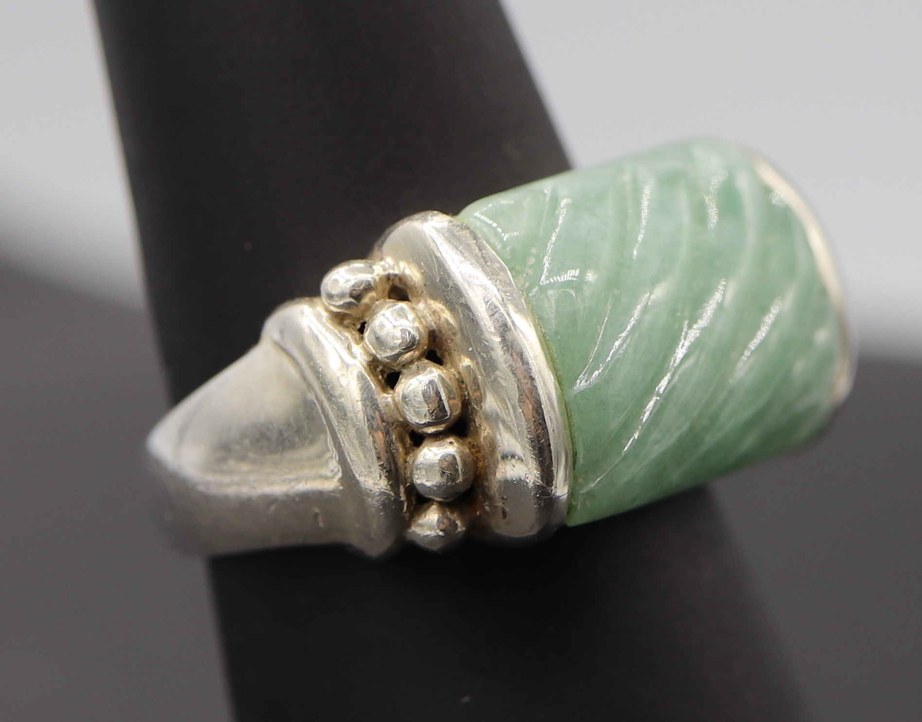Judith Ripka Sterling Silver Ring With Carved Jade Gemstone #2041000 ...