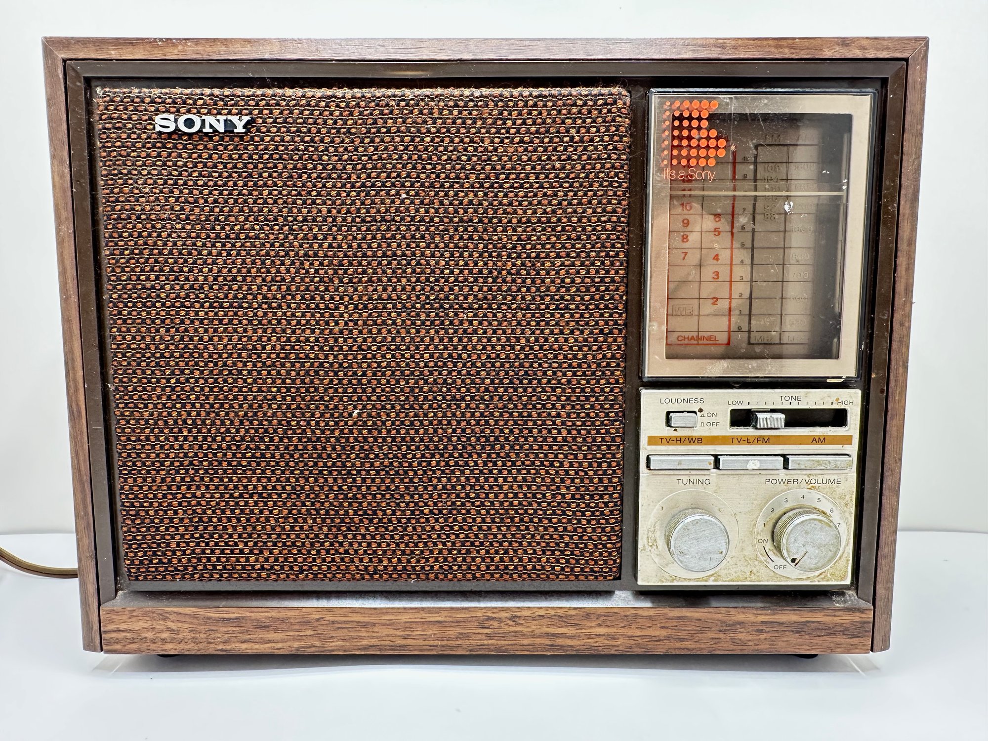 Vintage Sony Tabletop Radio Model ICF-9660W #40843120 | Auctionninja.com