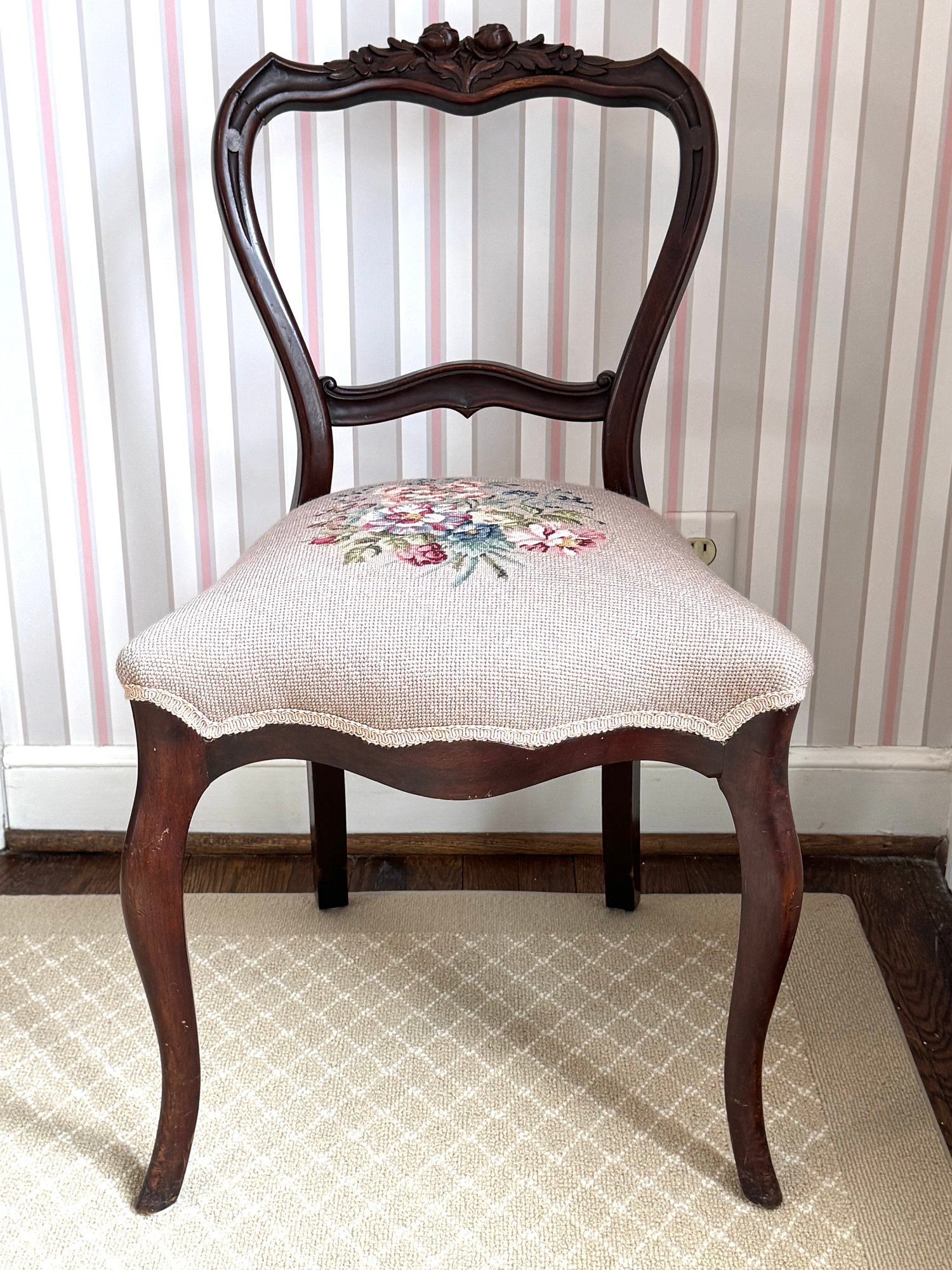 Very Petite Victorian Needlepoint Vanity Chair #2059070 | Auctionninja.com