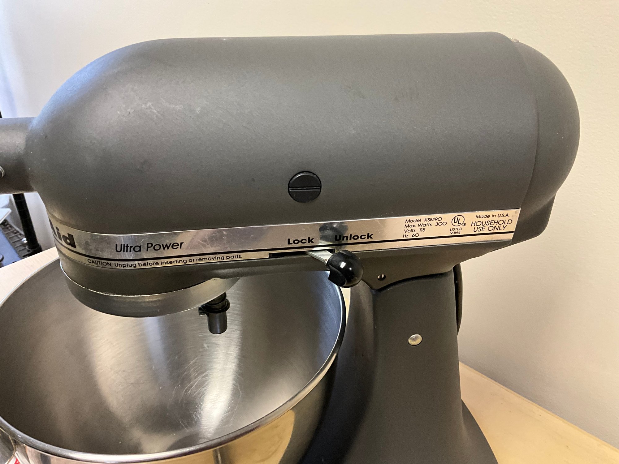 Kitchen Aid Mixer 4.5 QT W/ Bowl & Attachments ULTRA POWER ~ KSM90 ...