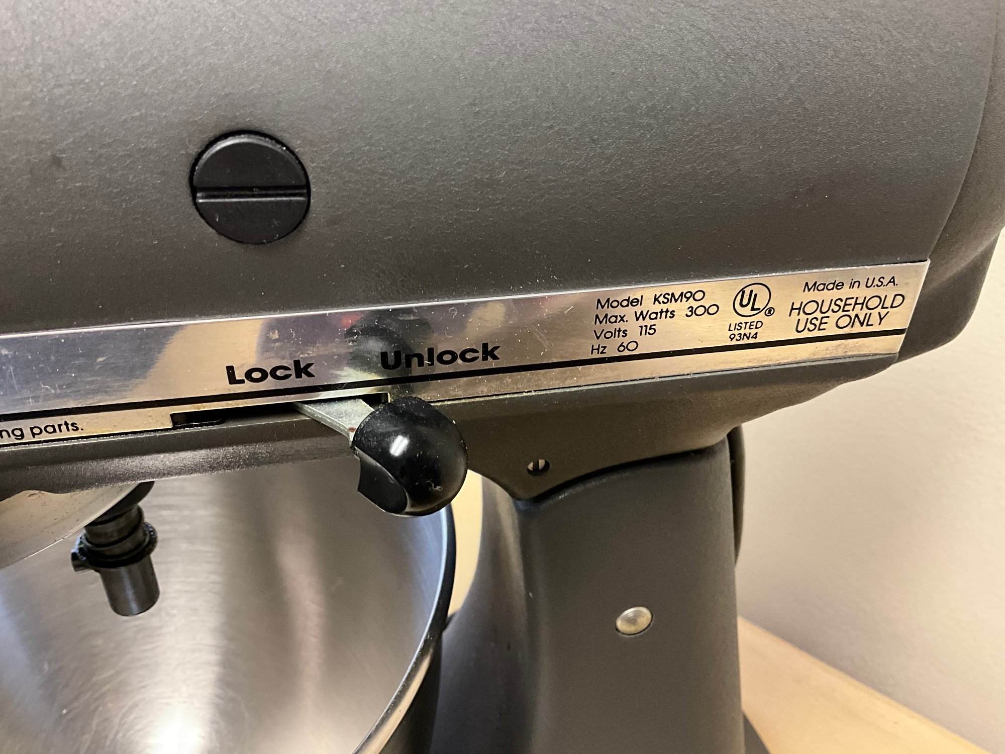 Kitchen Aid Mixer 4.5 QT W/ Bowl & Attachments ULTRA POWER ~ KSM90 ...