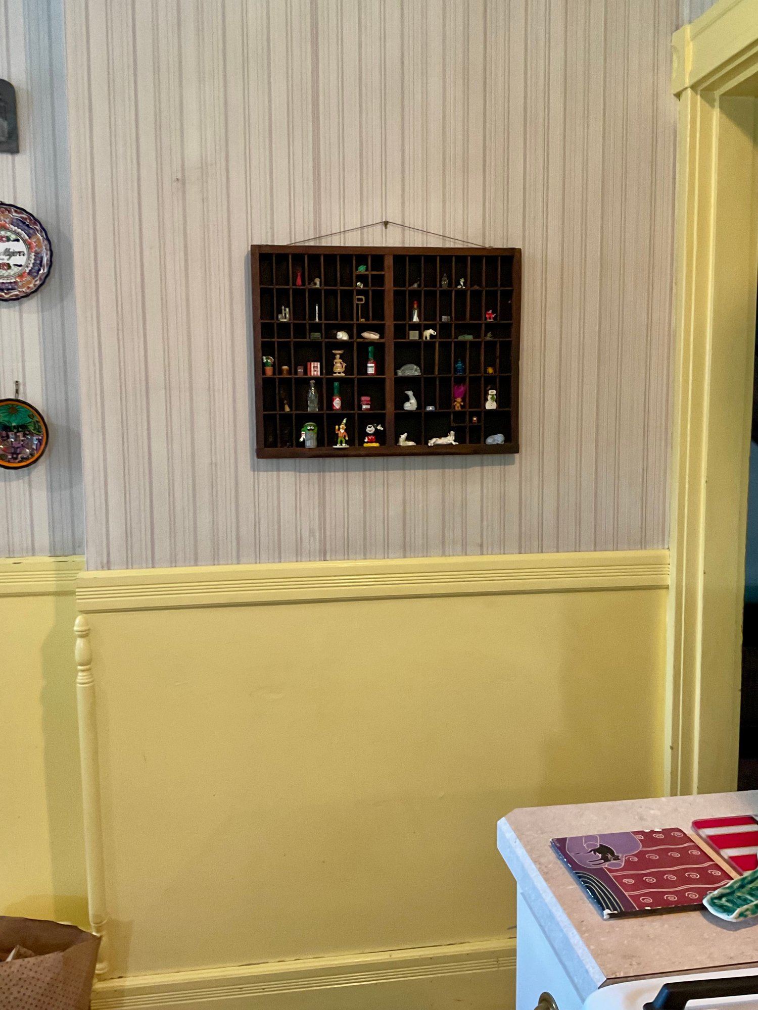 Vintage Divided Printers Tray Display Shelf ,Filled With Trinkets ...