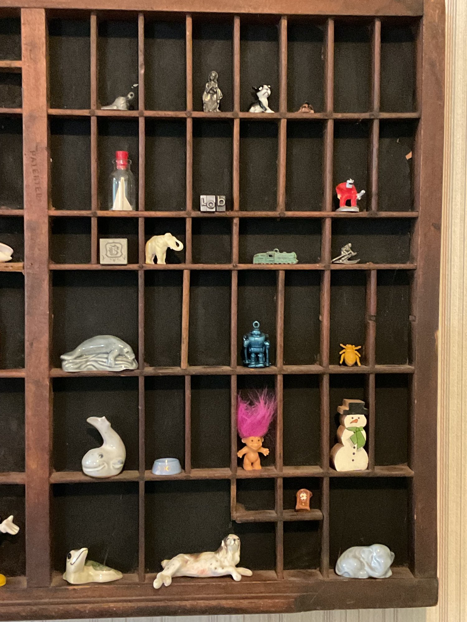 Vintage Divided Printers Tray Display Shelf ,Filled With Trinkets ...