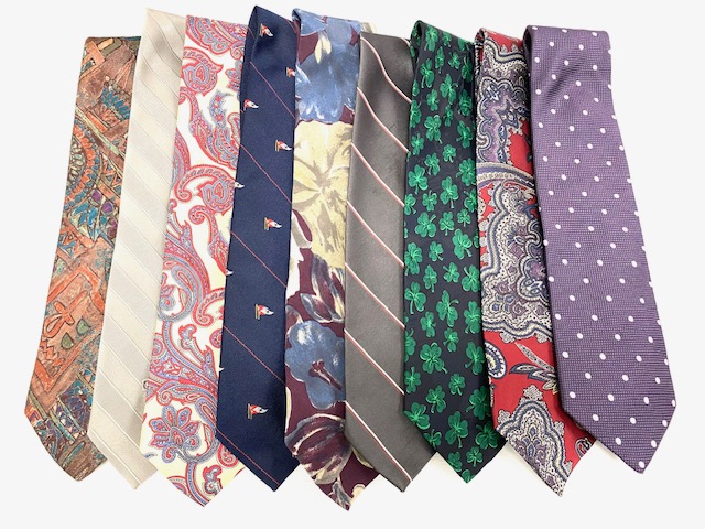 Grouping Of Men's Vintage Neckties - 9 Pieces #1923305 | Auctionninja.com